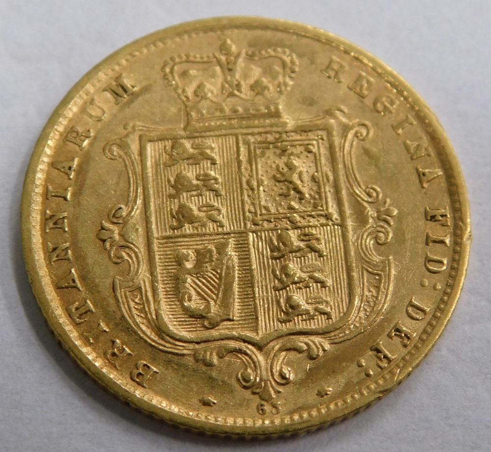 A Victorian gold shield back half sovereign, 1876, Bun Head.
