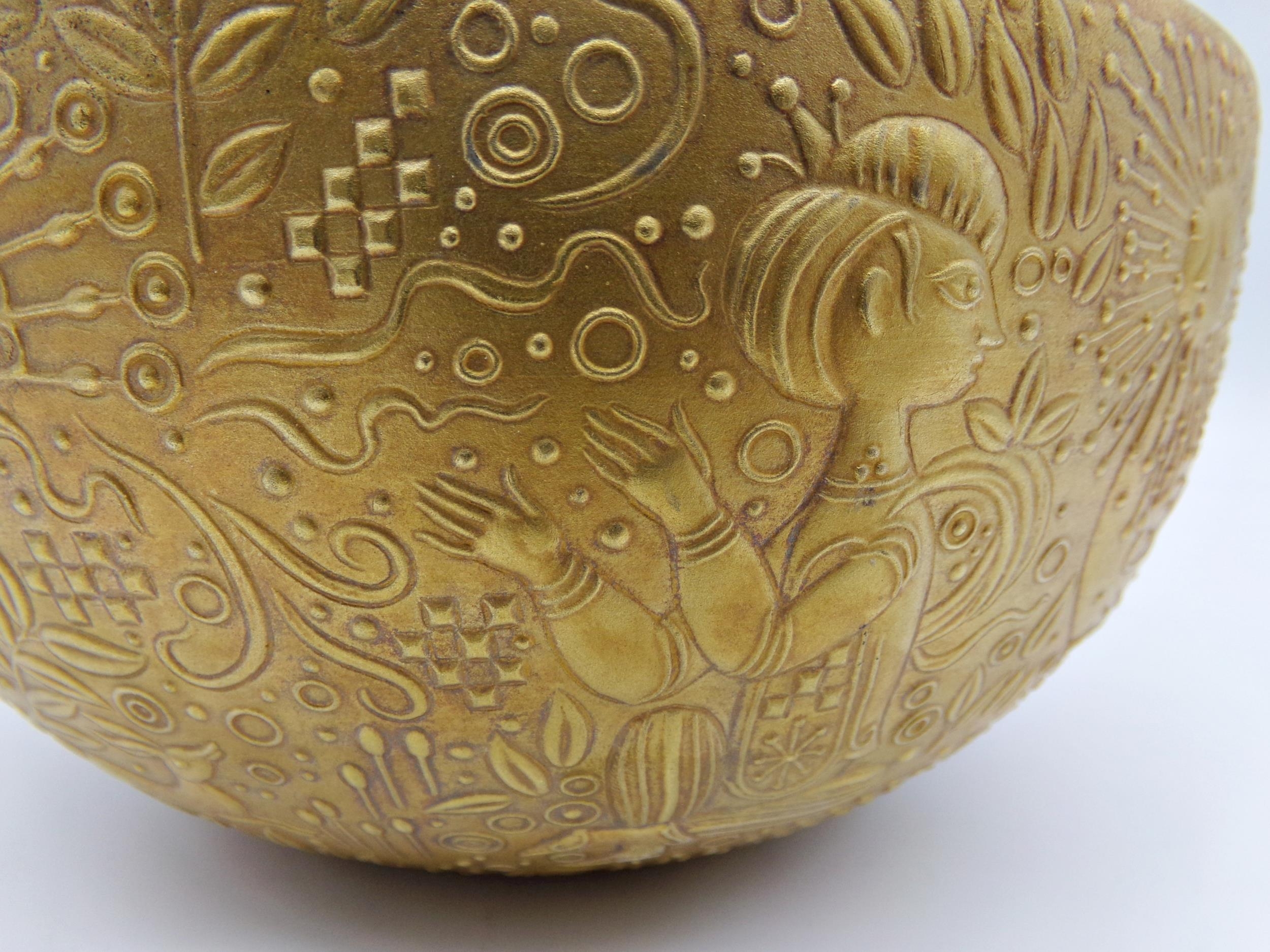 Bjorn Wiinblad for Rosenthal gold Magic Flute bowl, with eccentric ...