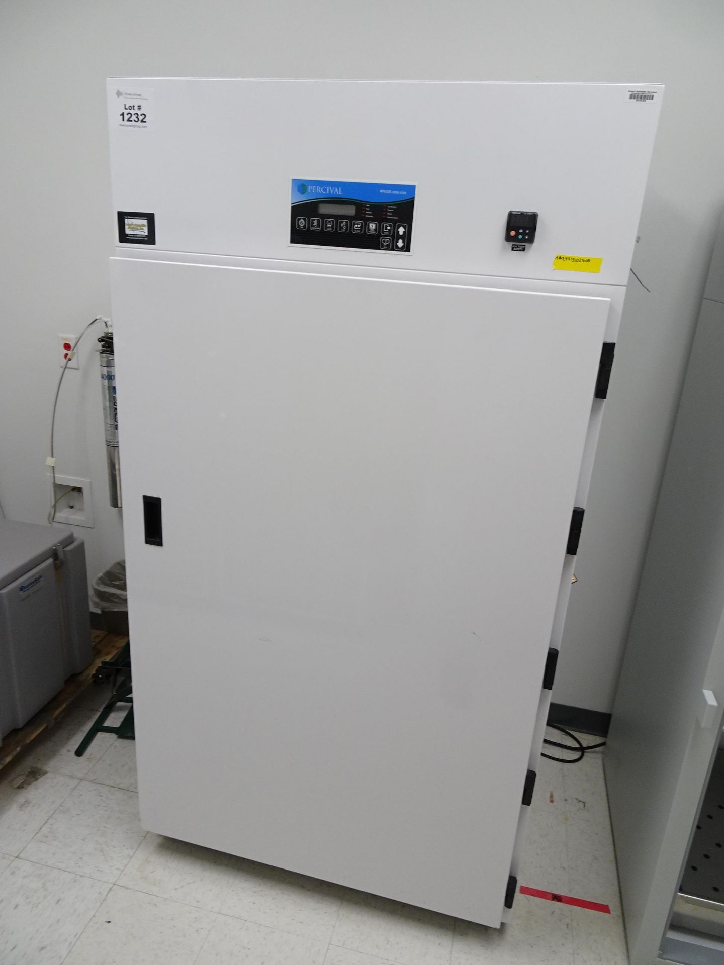 Percival Environmental chamber. Model CU41L3. S/N 19708.01.14C.