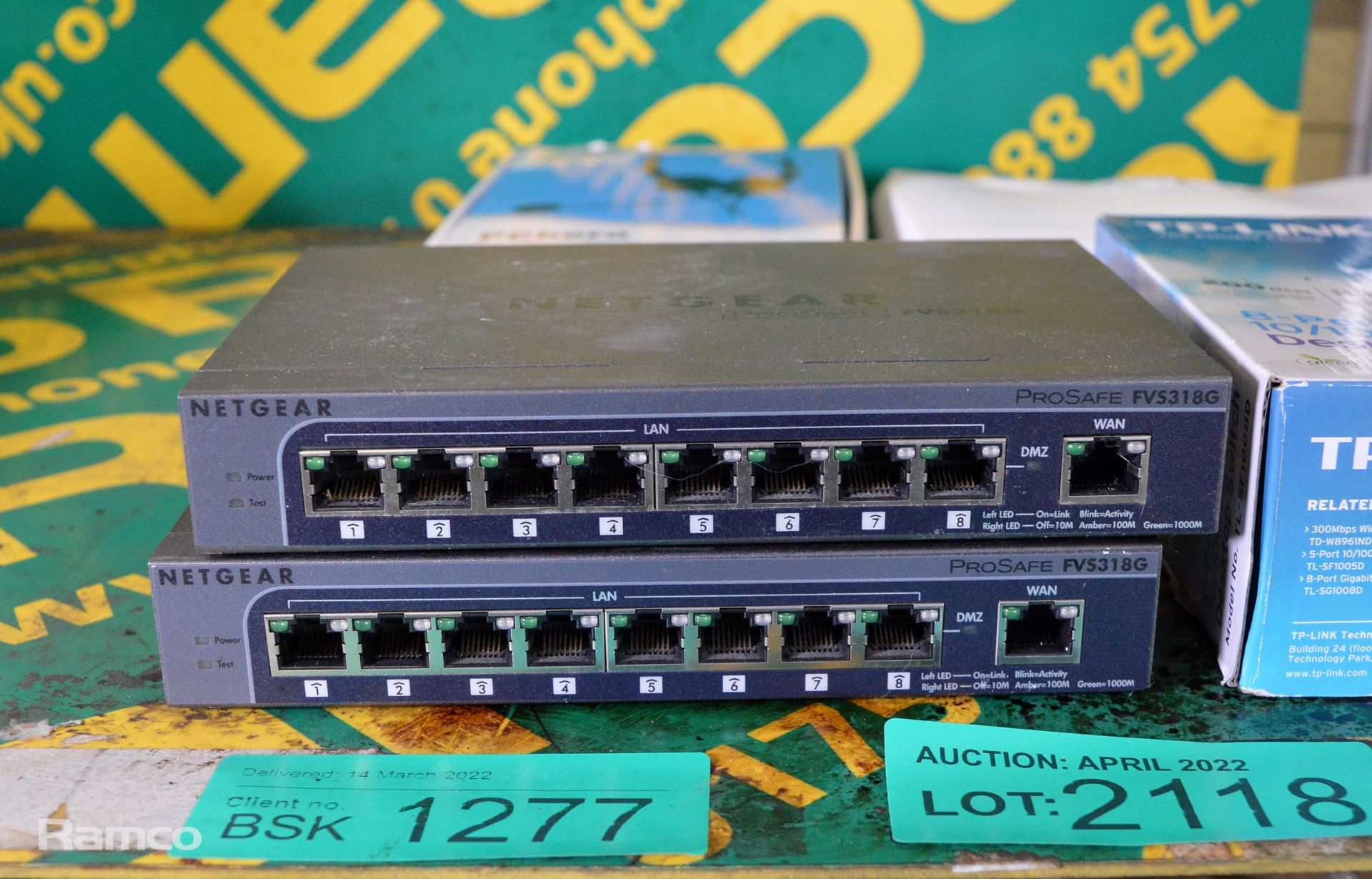 2x Netgear 8 hubs, Pchero headset, TP Link 8-port desktop switch ...
