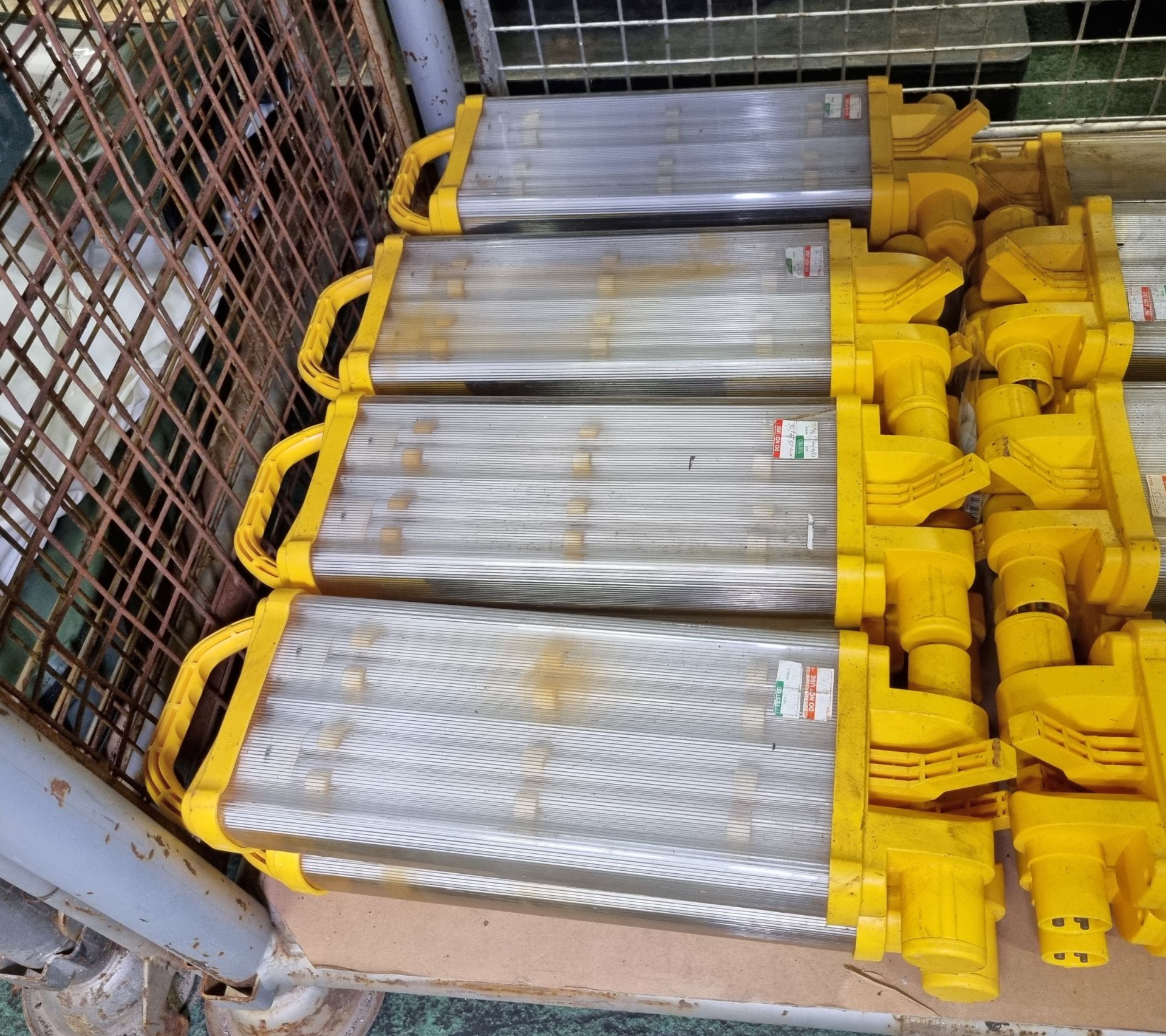 15x Link Light 110V link light units 72W - 0.6A 5500lm