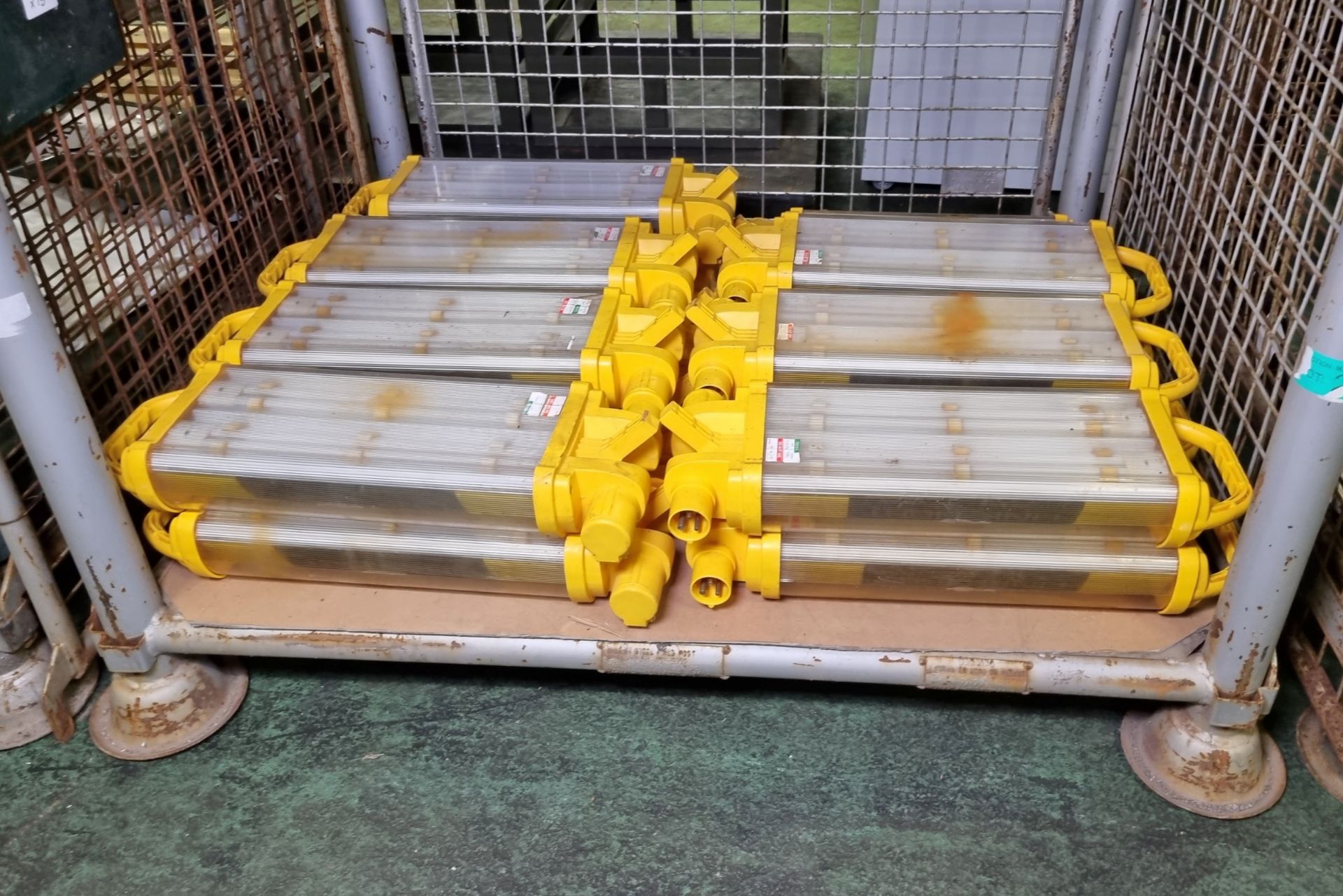 15x Link Light 110V link light units 72W - 0.6A 5500lm