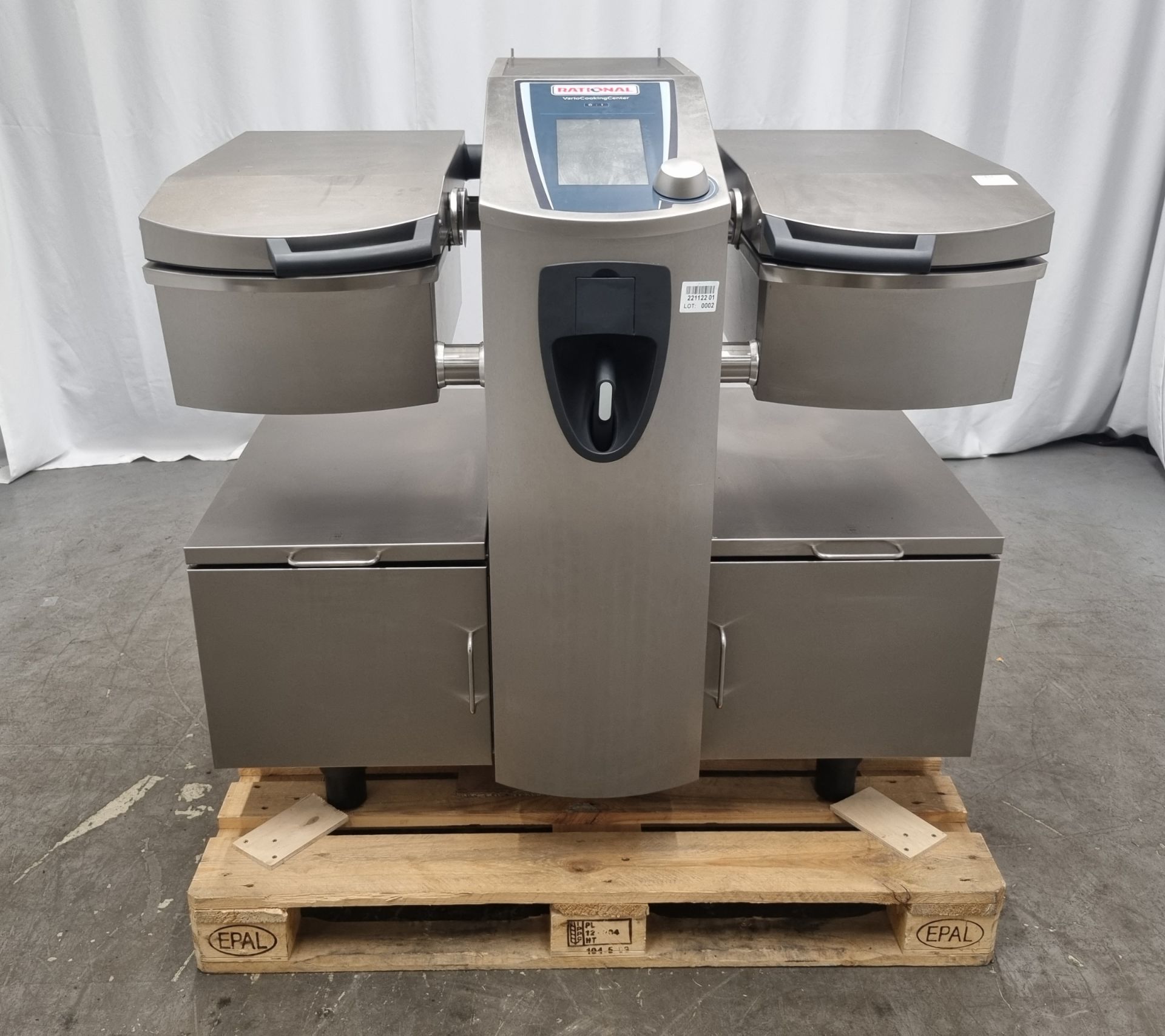 Rational VCC 112+ Vario electric cooking centre, on stainless steel ...
