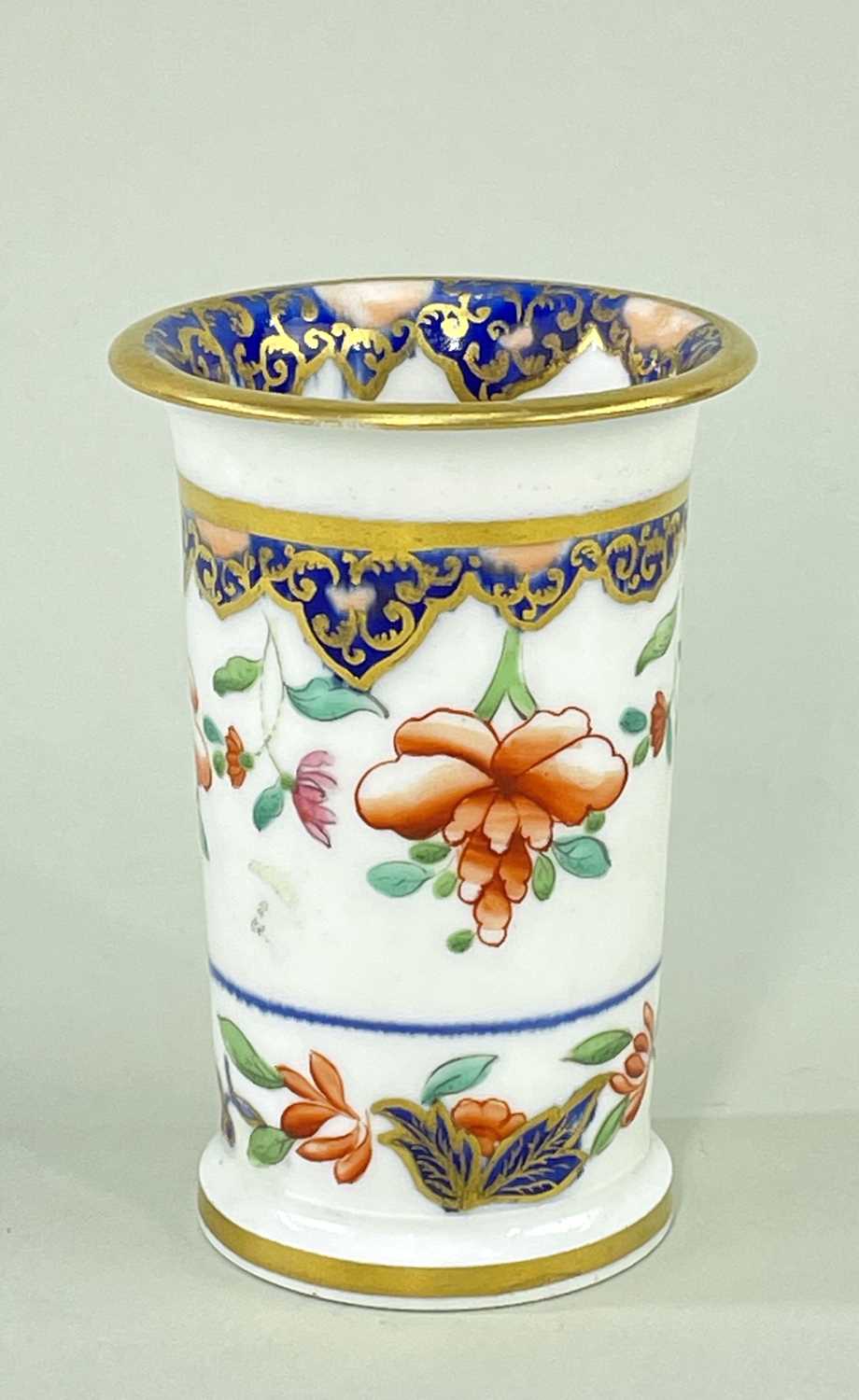 SWANSEA PORCELAIN SPILL VASE circa 1815-1817, cylindrical with everted ...