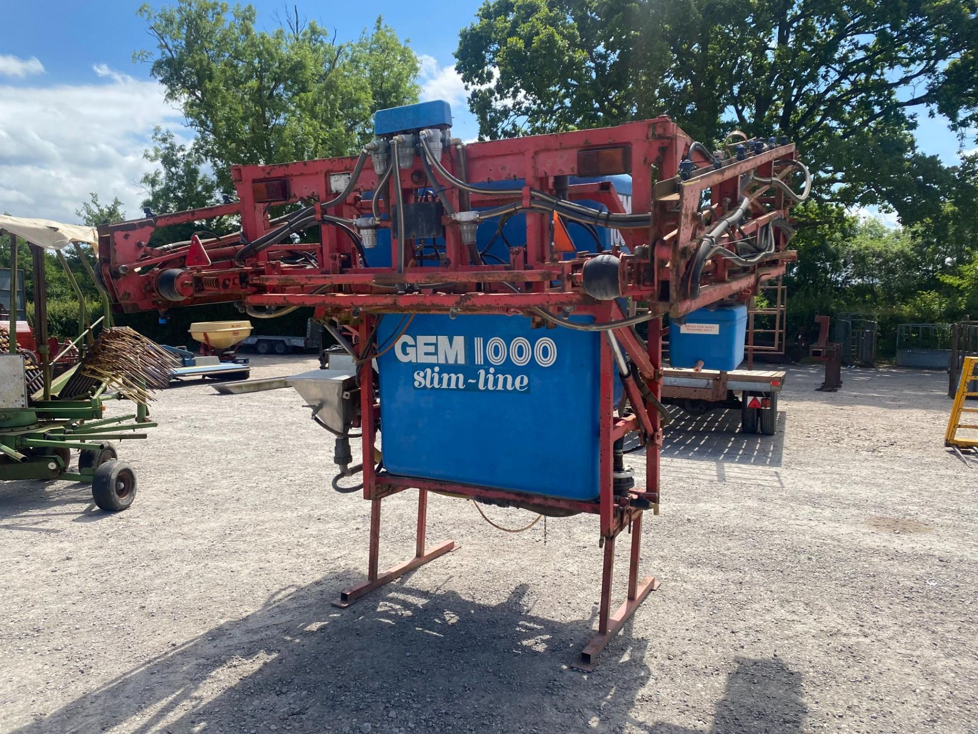 GEM CROP SPRAYER 1000 SLIMLINE