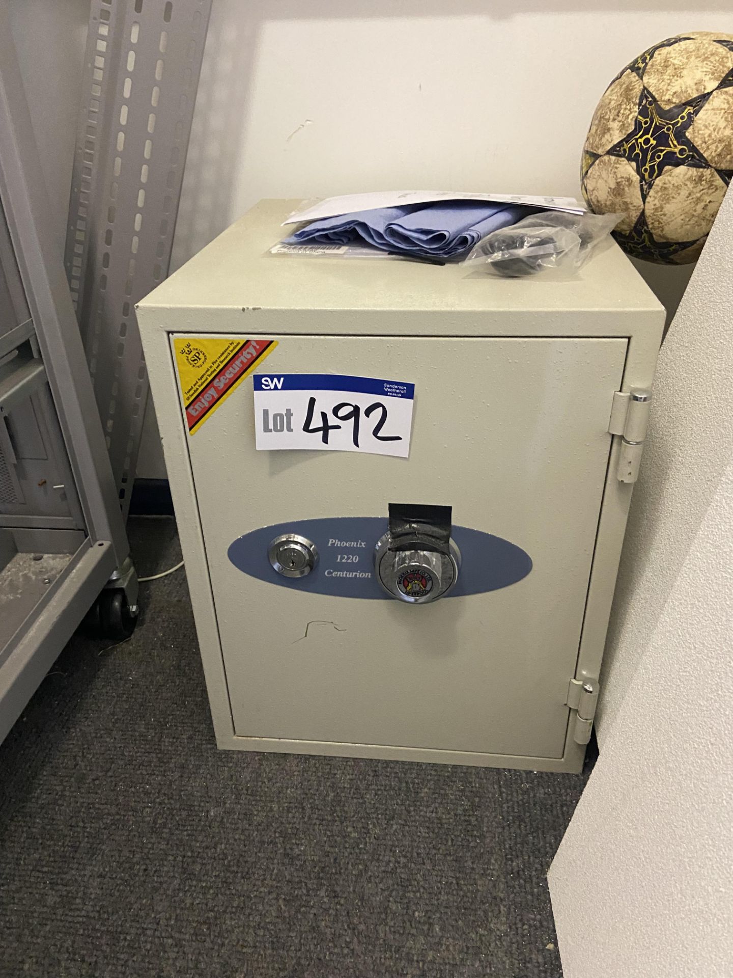 Phoenix 1220 Centurion Key & Combination Safe (contents excluded ...