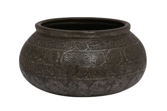A TIMURID TINNED COPPER BOWLIran or Central Asia, 15th centuryOf ...