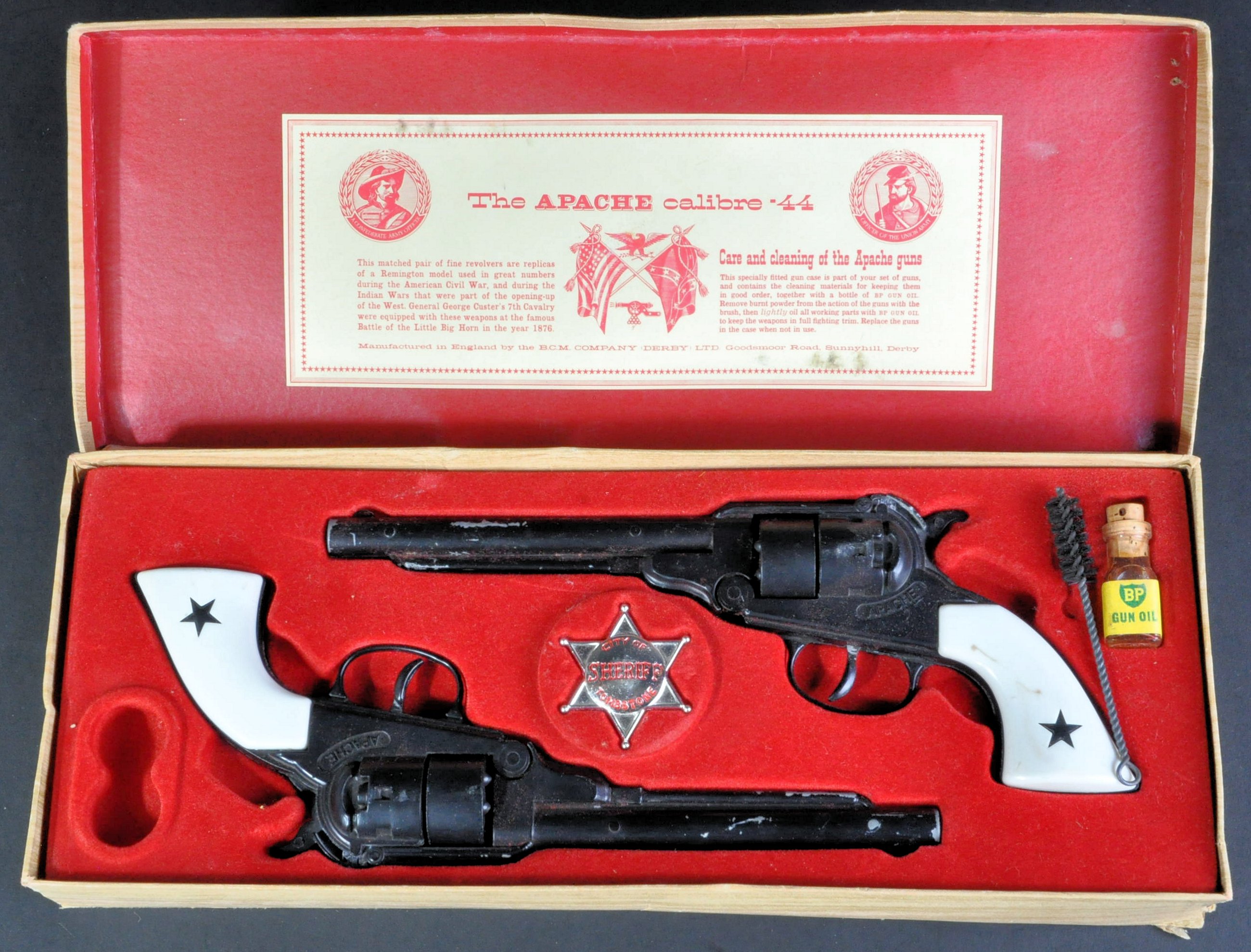 VINTAGE BCM COMPANY DERBY .44 CALIBRE APACHE REPLICA TOY GUN - auctions ...