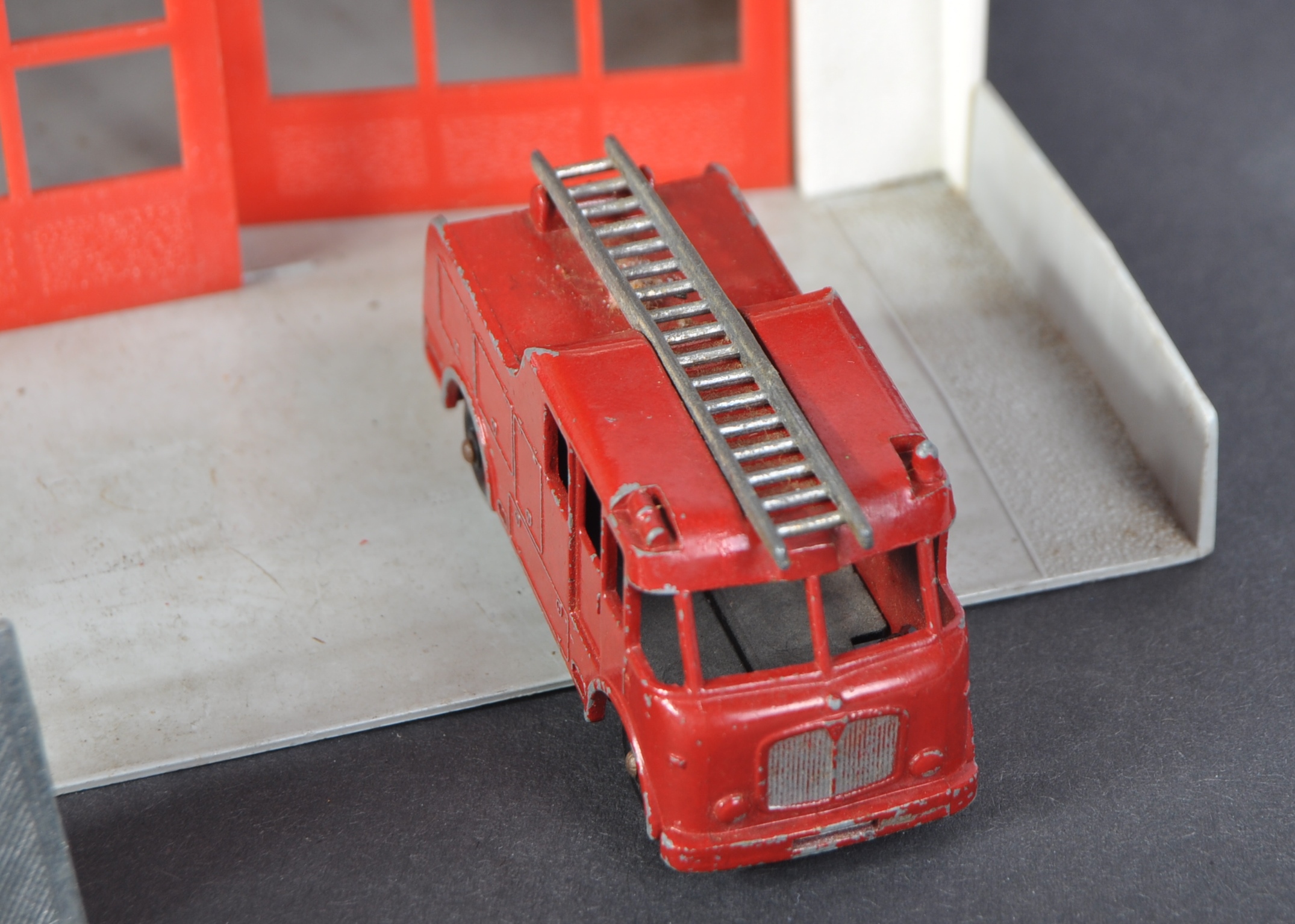 VINTAGE MATCHBOX FIRE STATION & DIECAST FIRE ENGINE MODELS - auctions ...