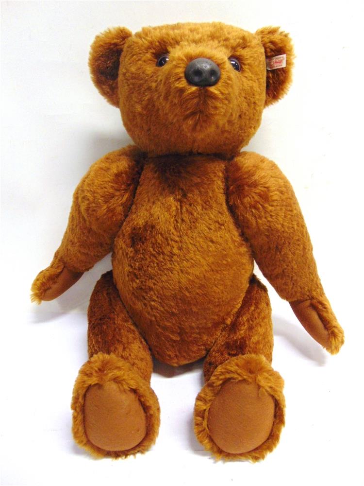 A STEIFF COLLECTOR'S TEDDY BEAR 'PB55' (EAN 663123), russet, limited ...