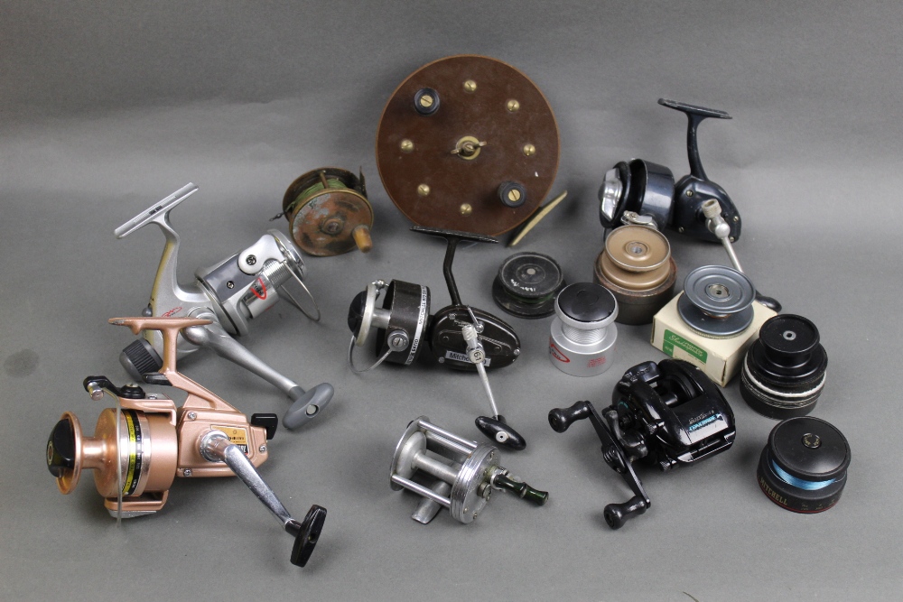 A collection of fishing reels, to include Mitchell 810, Nordic General ...