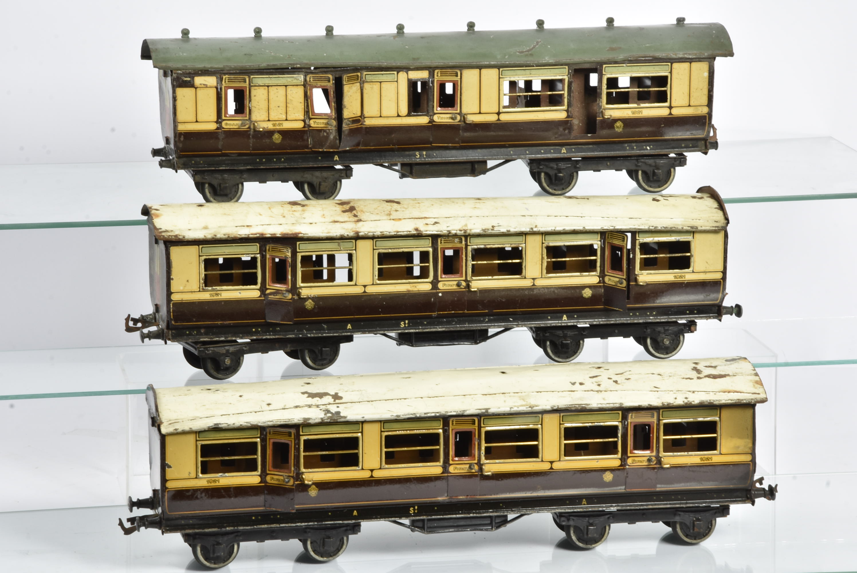 Three Bing Gauge 1 LNWR 'large' bogie Coaches for restoration or spares ...
