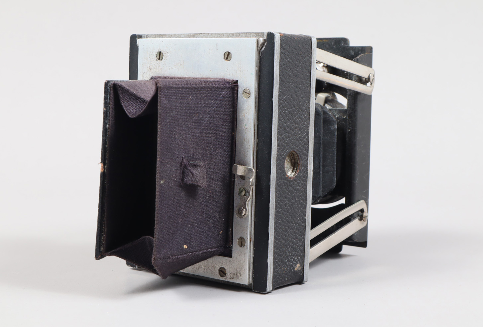 A Krauss Stuttgart Knirps Folding Strutt Camera, circa 1920, Compur ...