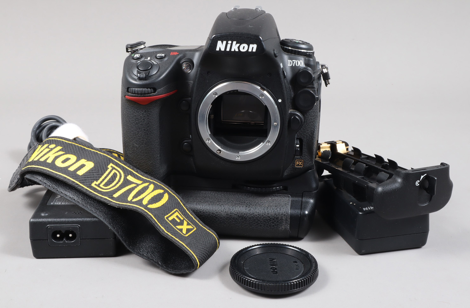 A Nikon D700 FX DSLR Camera Body, serial no 2113120, powers up, shutter ...