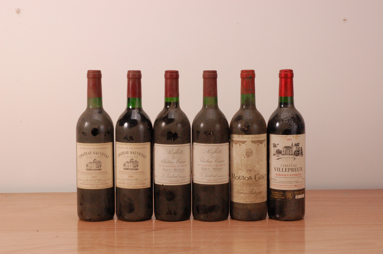 Six bottles of vintage Bordeaux red wine, including two bottles of ...