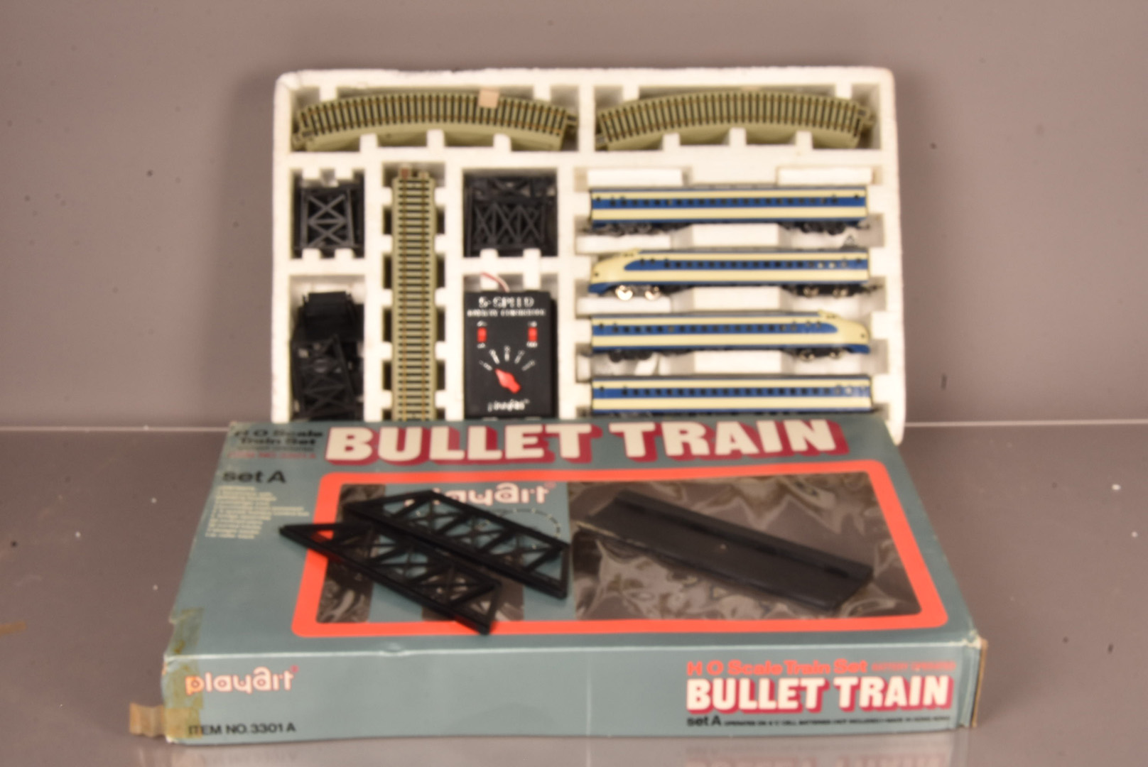 Playart American HO Gauge Japanese Bullet Train Set, a boxed 3301 A set ...