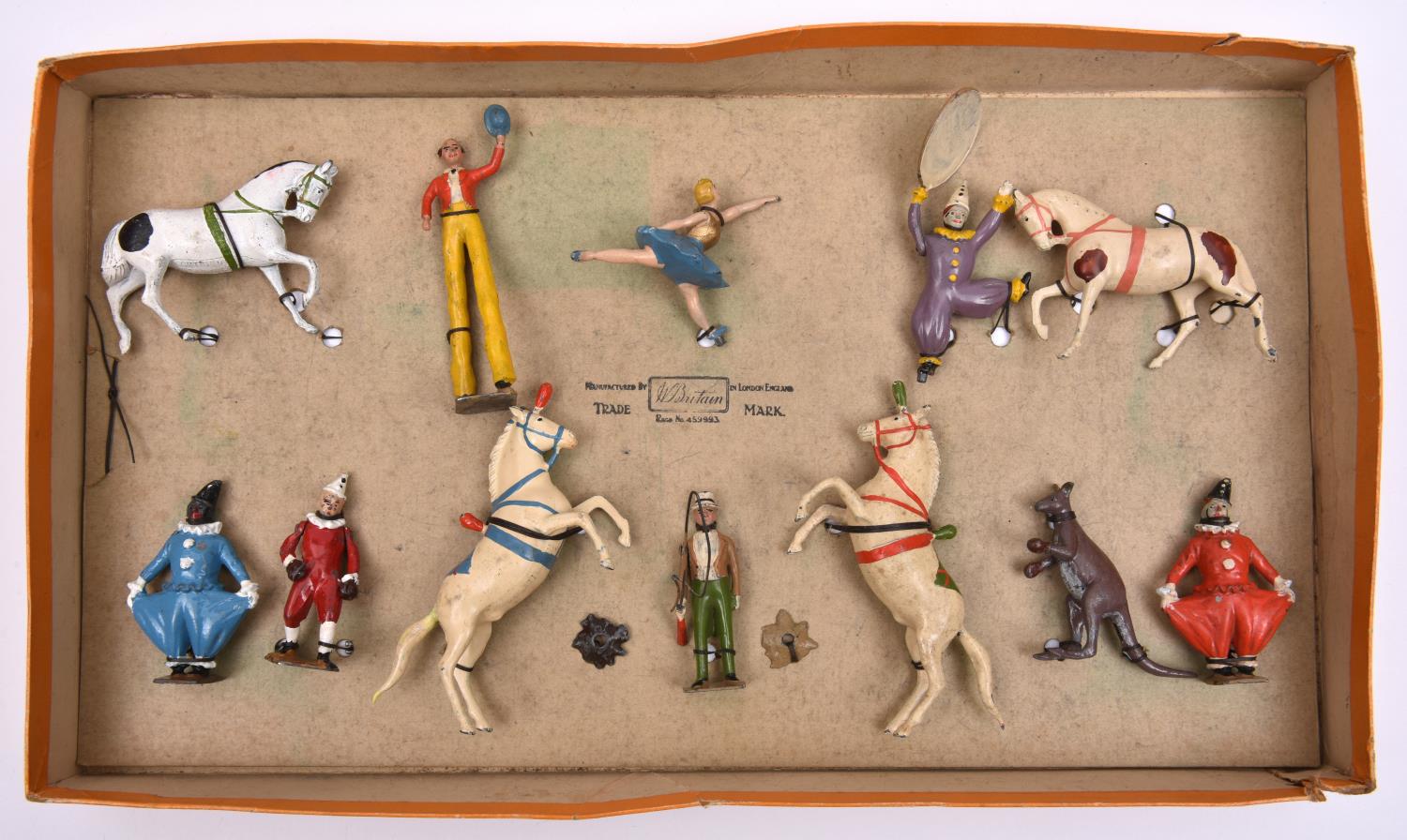 A rare Britain's Mammoth Circus set No.1443. Comprising 4 horses- 2 ...