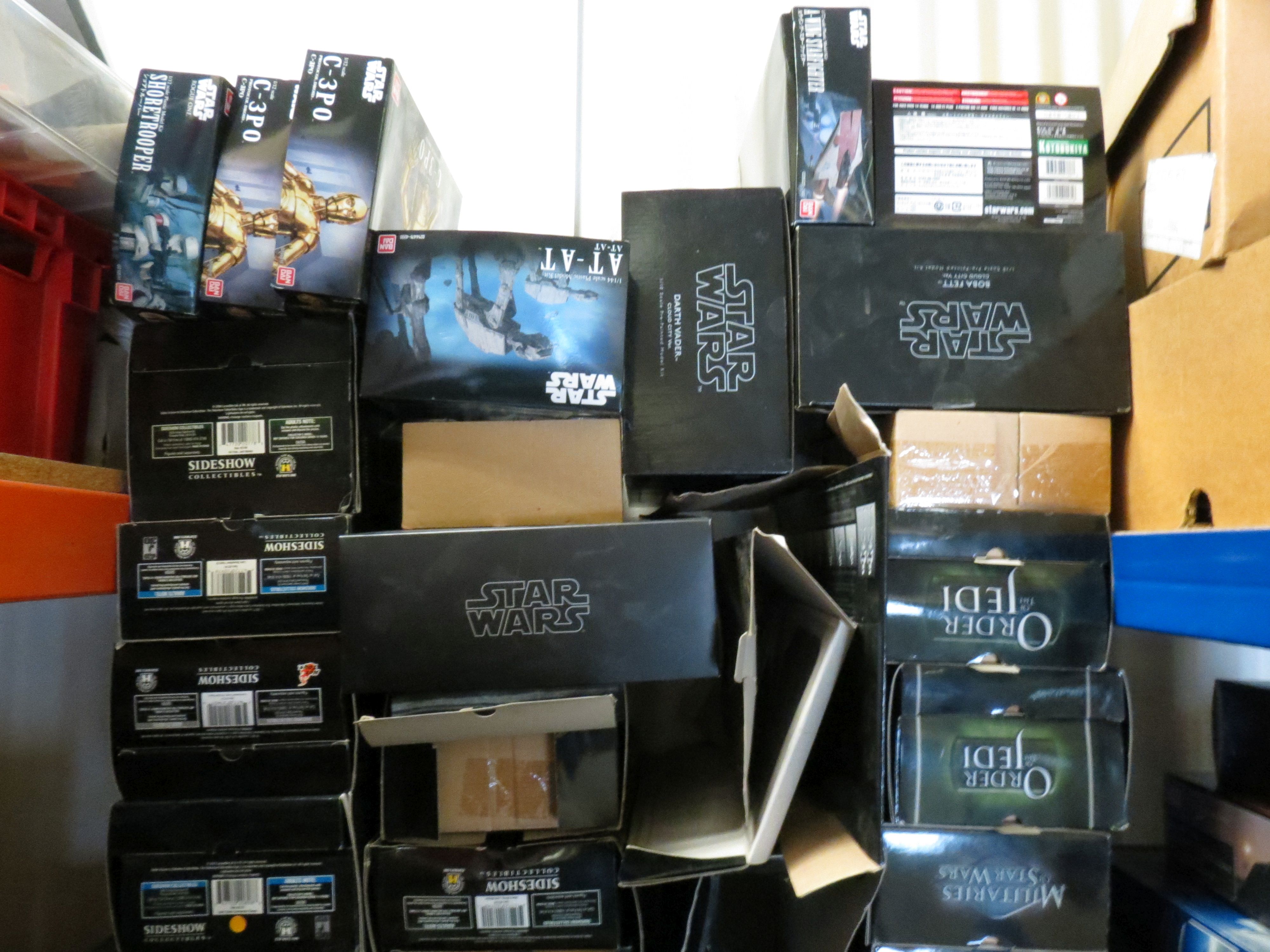 33 Sideshow Collectibles empty boxes in varying conditions some with ...