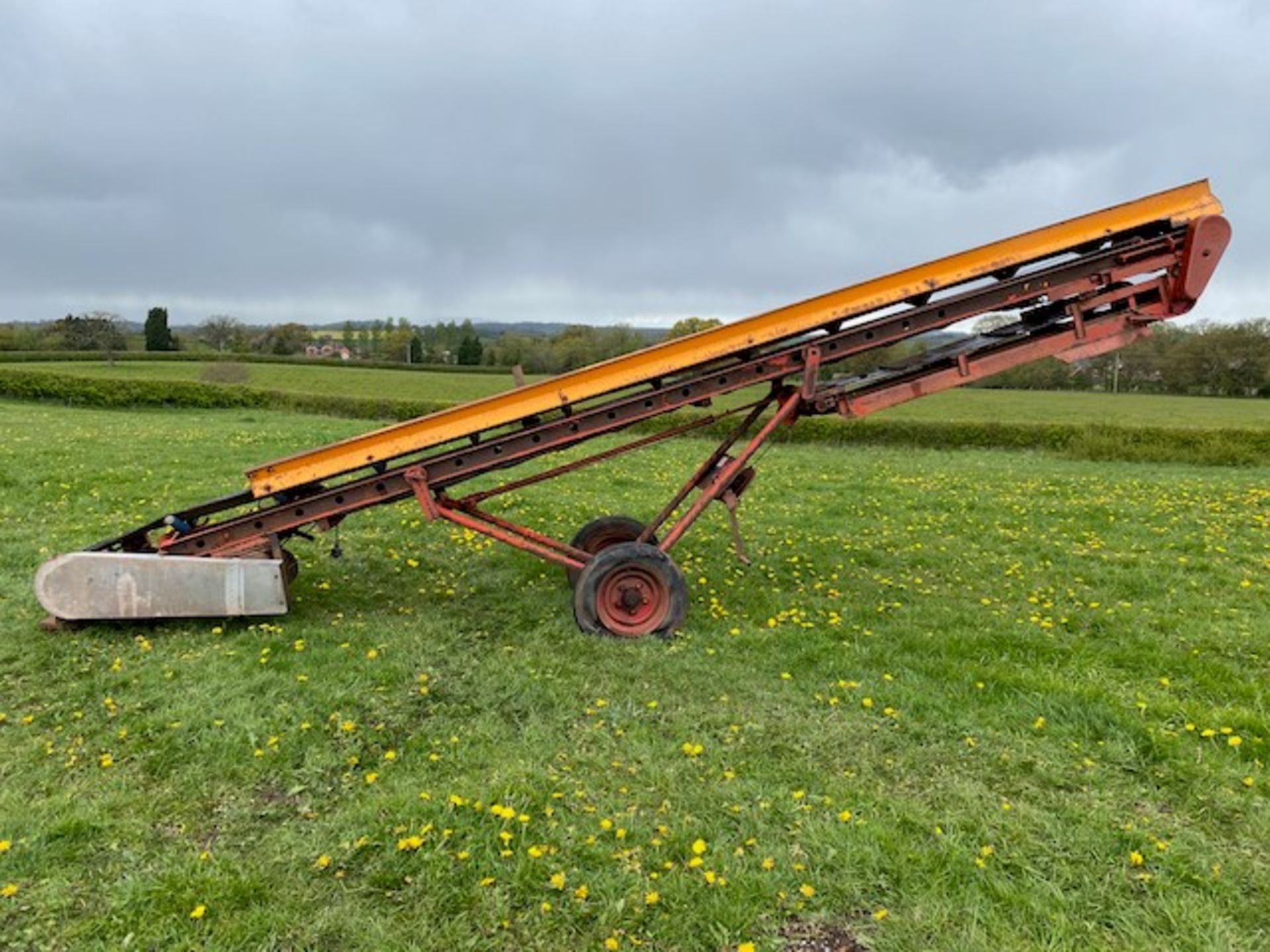 PORTABLE SOIL/LOG/WASTE ELEVATOR - APPROX 18FT