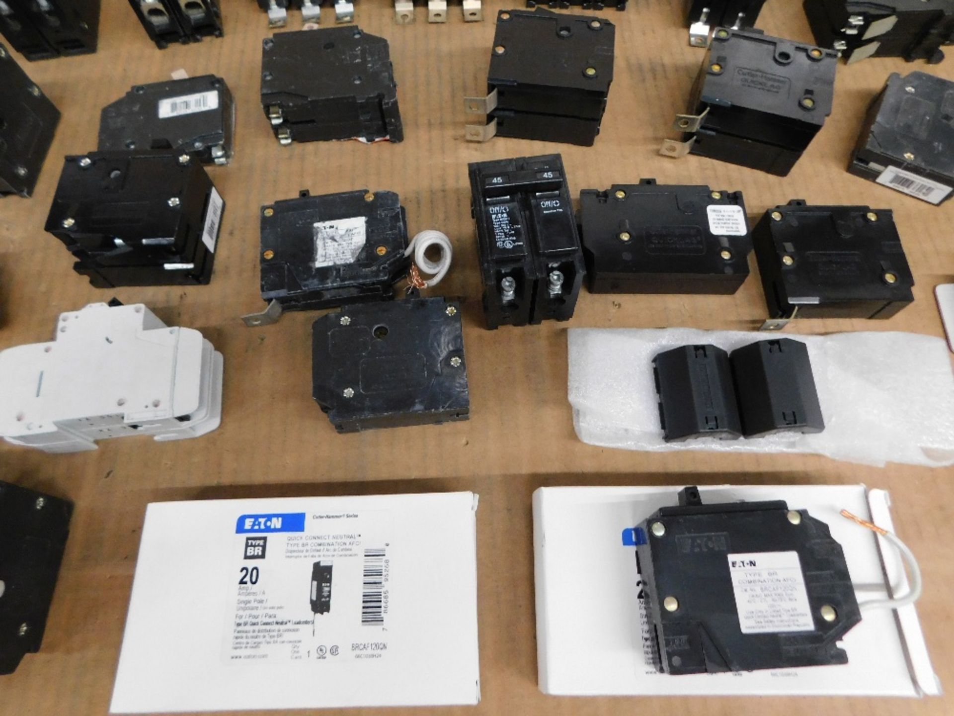 Assorted SALVAGE FOR PARTS Electrical Items
