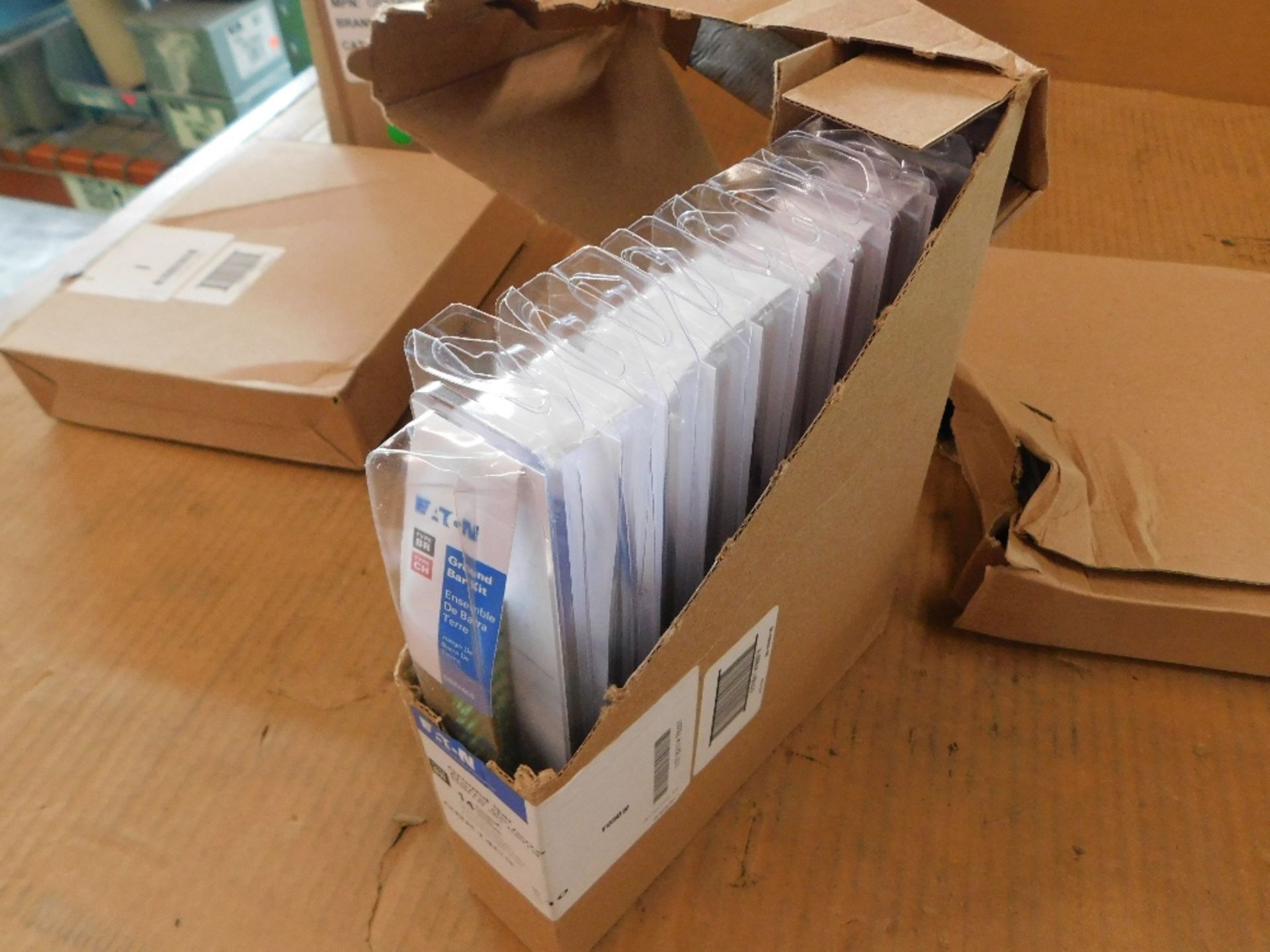 40x Unused Surplus Eaton GBK14CS Meter and Meter Socket Accessories ...
