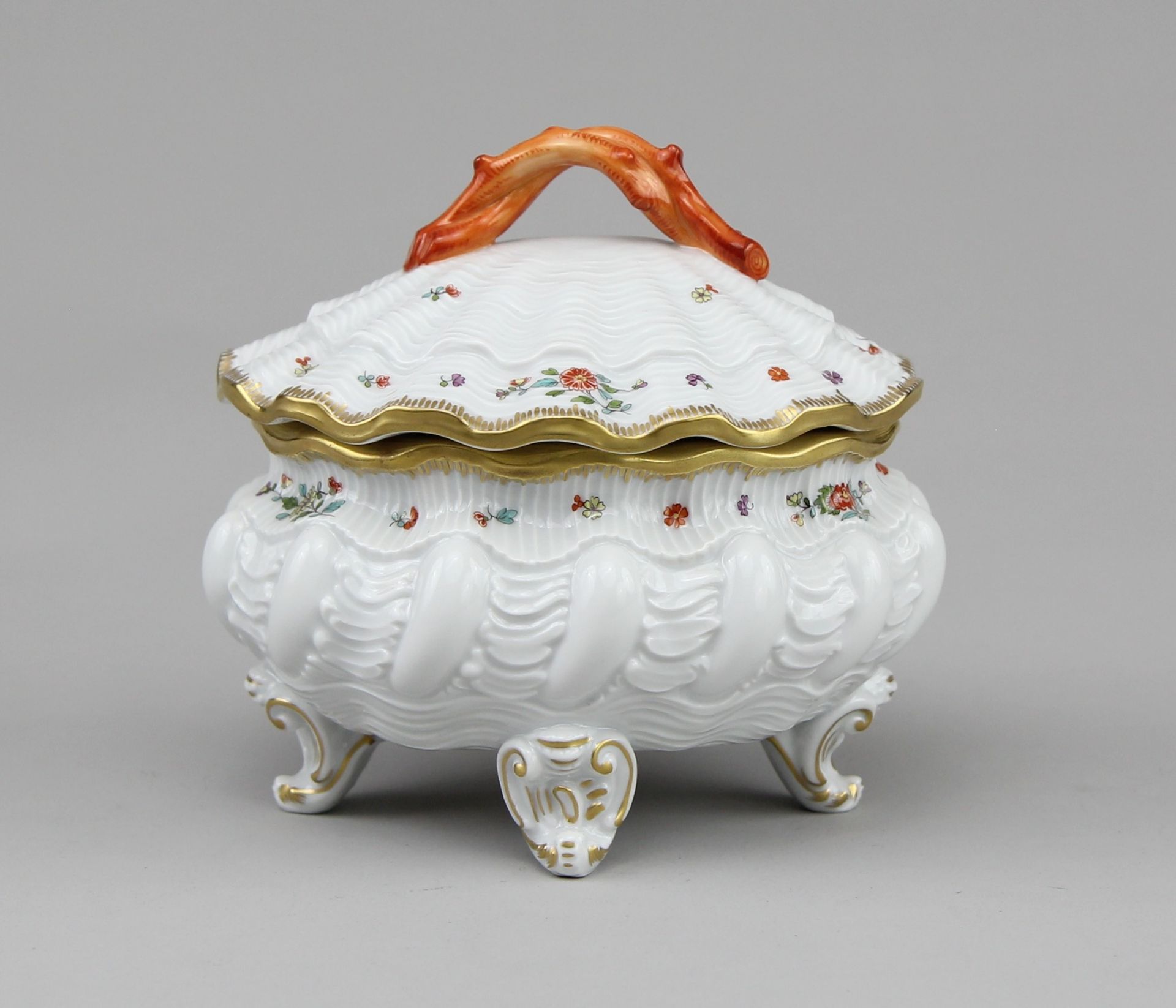 Meissen - Bonboniere aus dem SchwanenservicePorzellan reliefiert ...