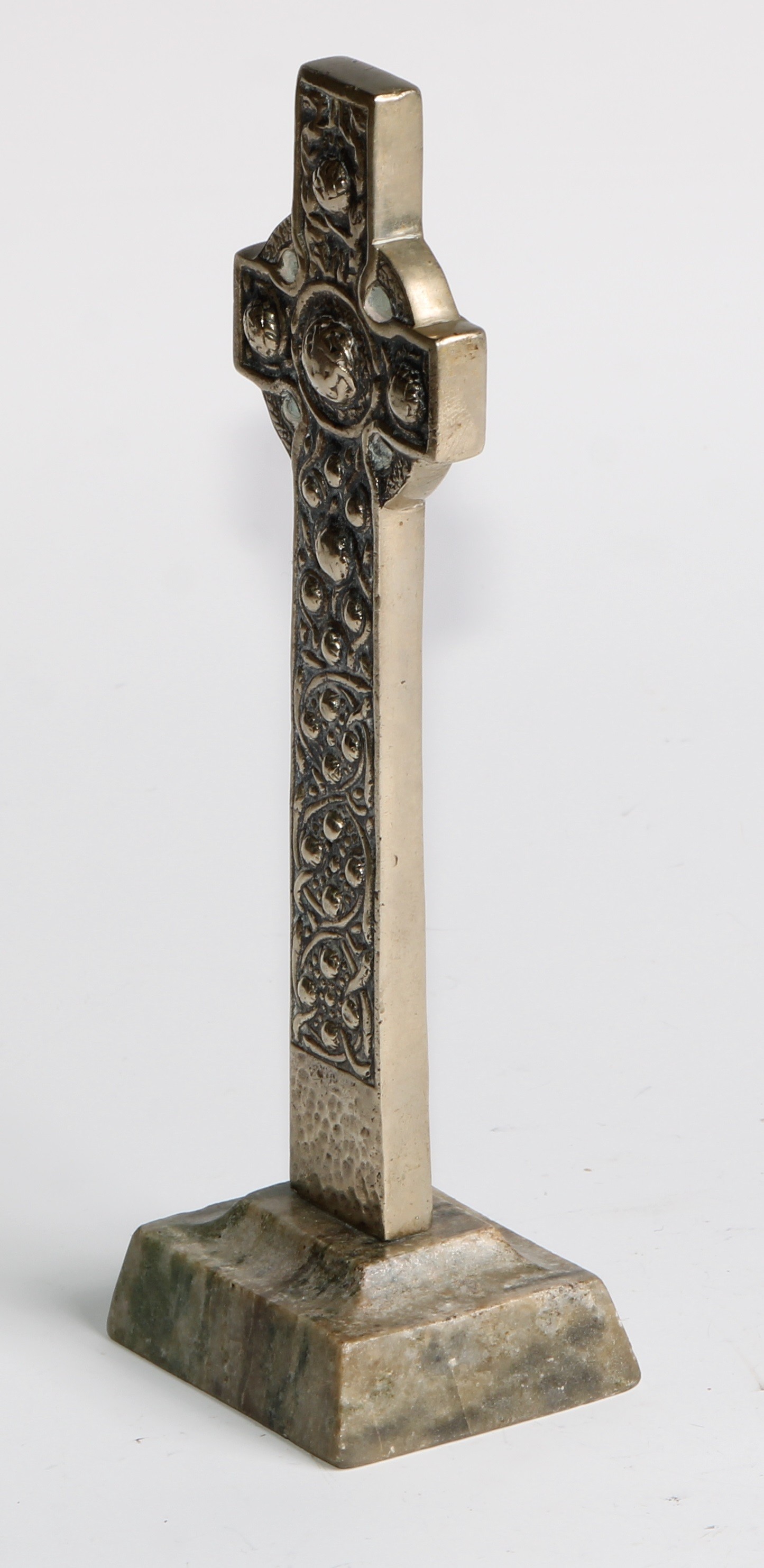 A Scottish Iona silver Celtic cross, by Iain Maccormick, in the manner ...