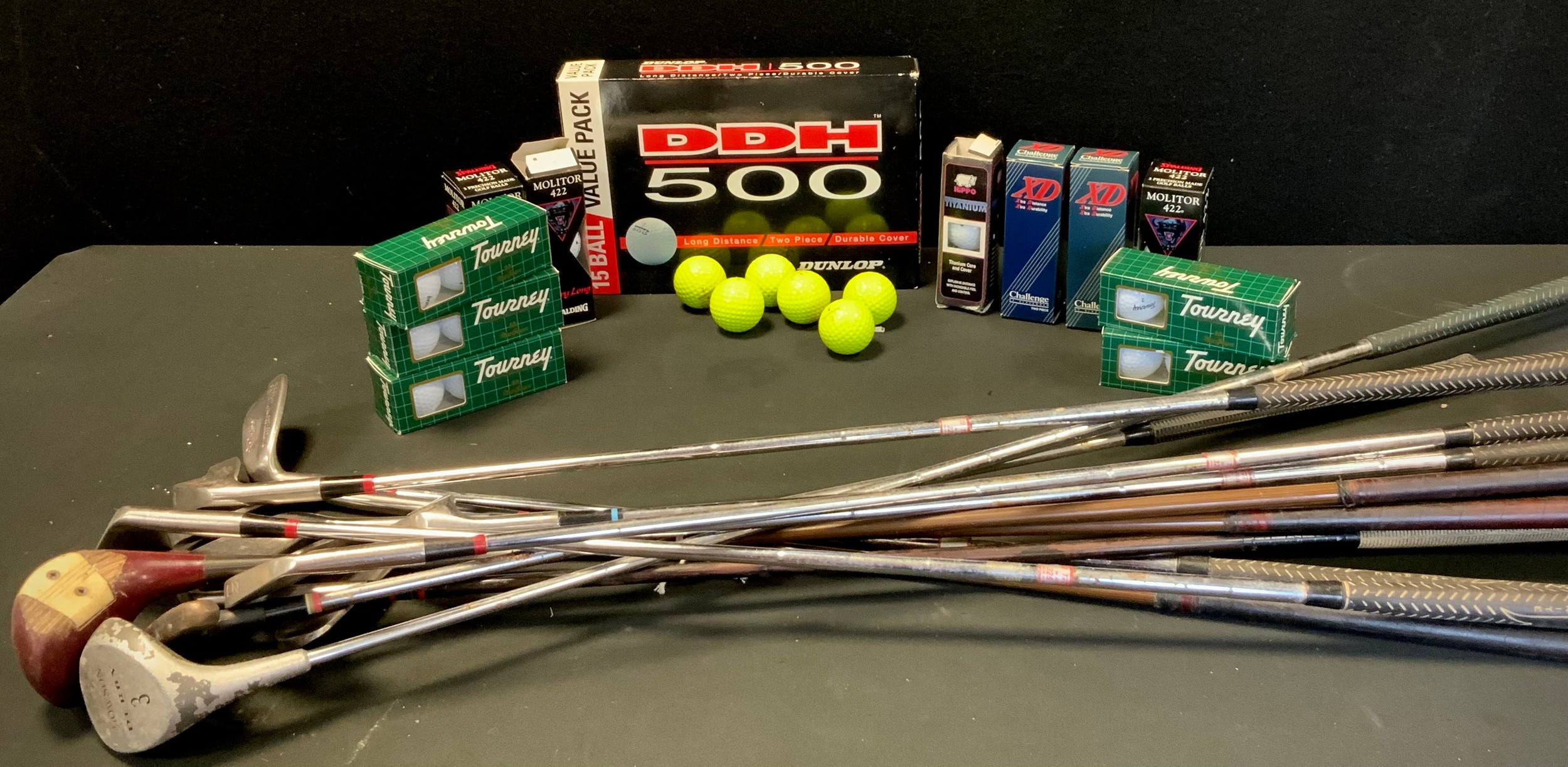 Sporting Goods - Golf balls, Dunlop DDH 500, 15 ball value pack, Hippo ...