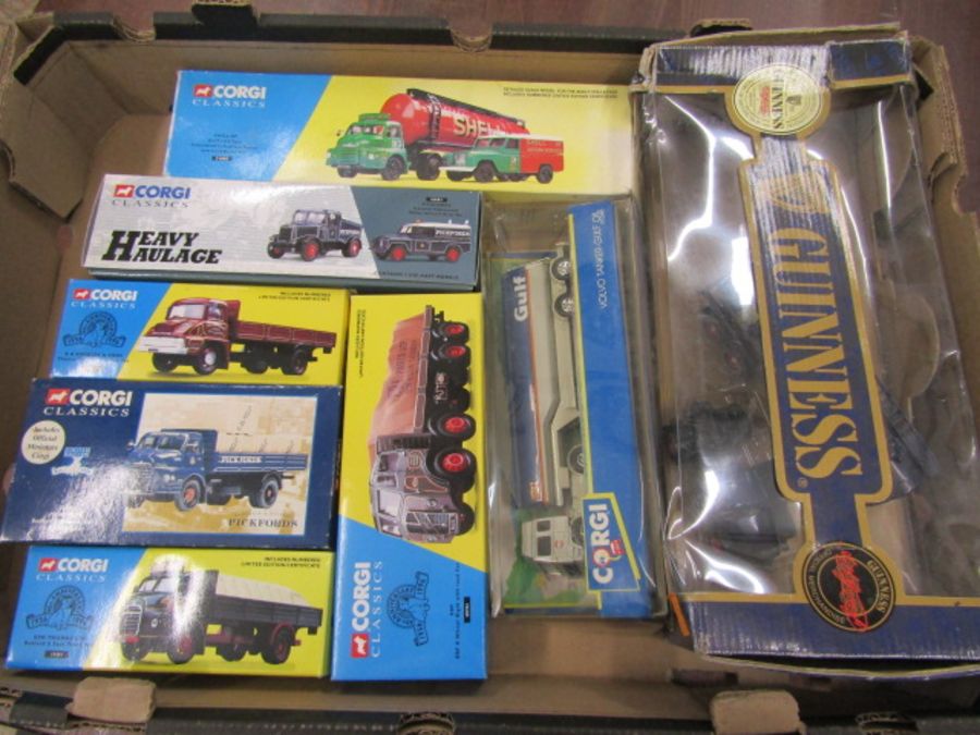8 boxed diecast Corgi lorries