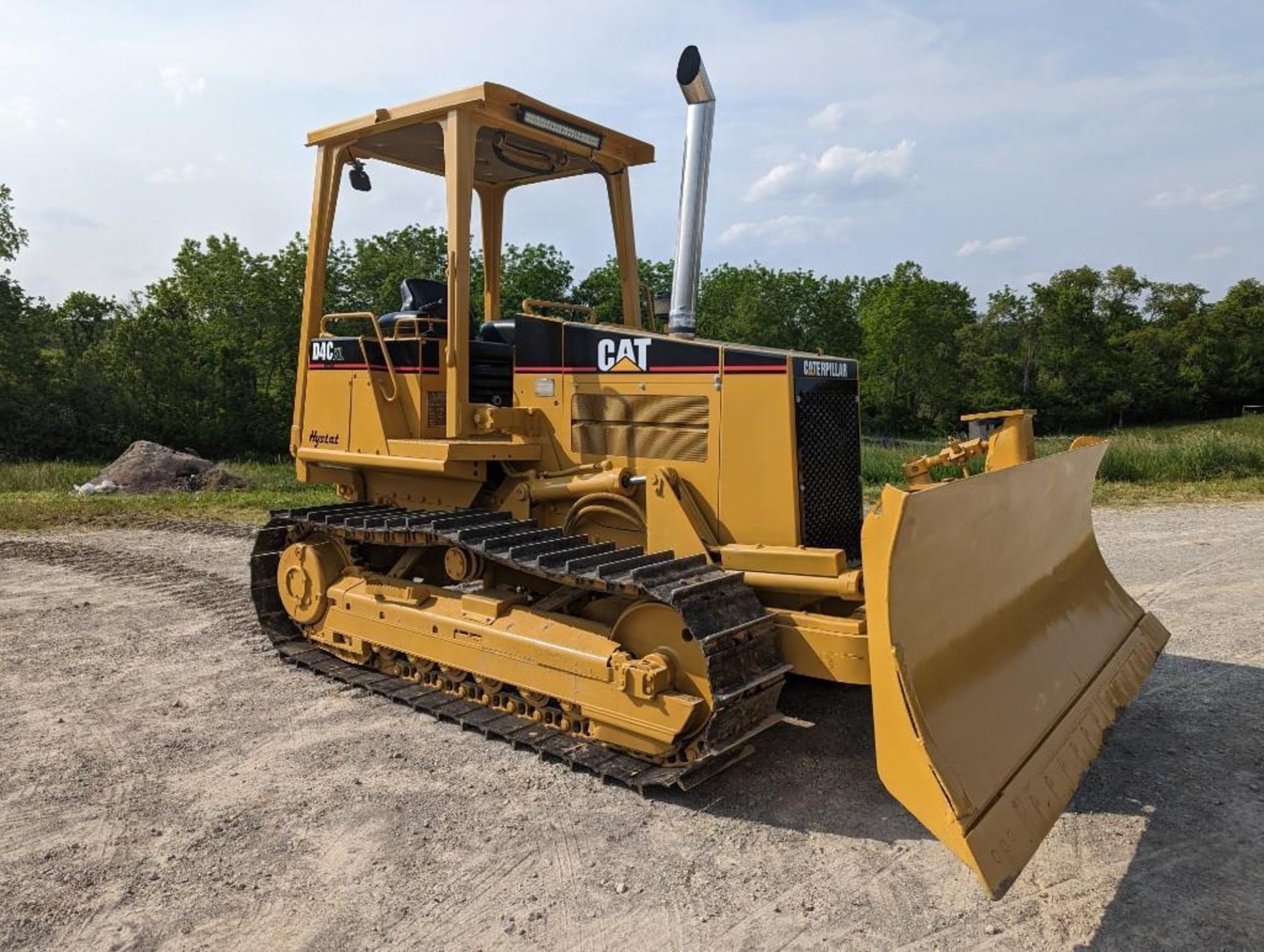 1999 Caterpillar D4C XL Series III Dozer , SN: 8CS00722 Meter reads ...