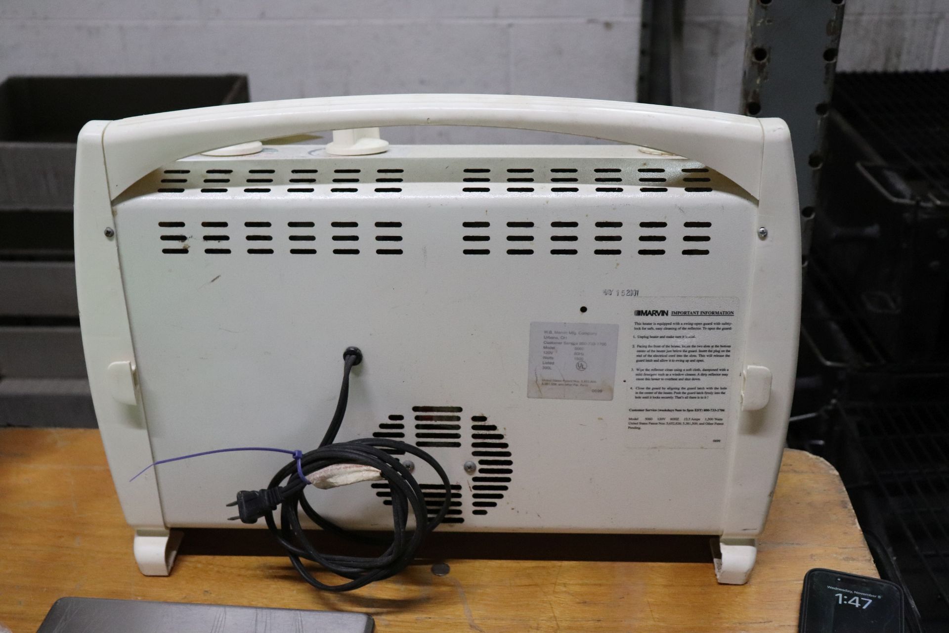 Electric heater/steamer by Marvin, model 5060