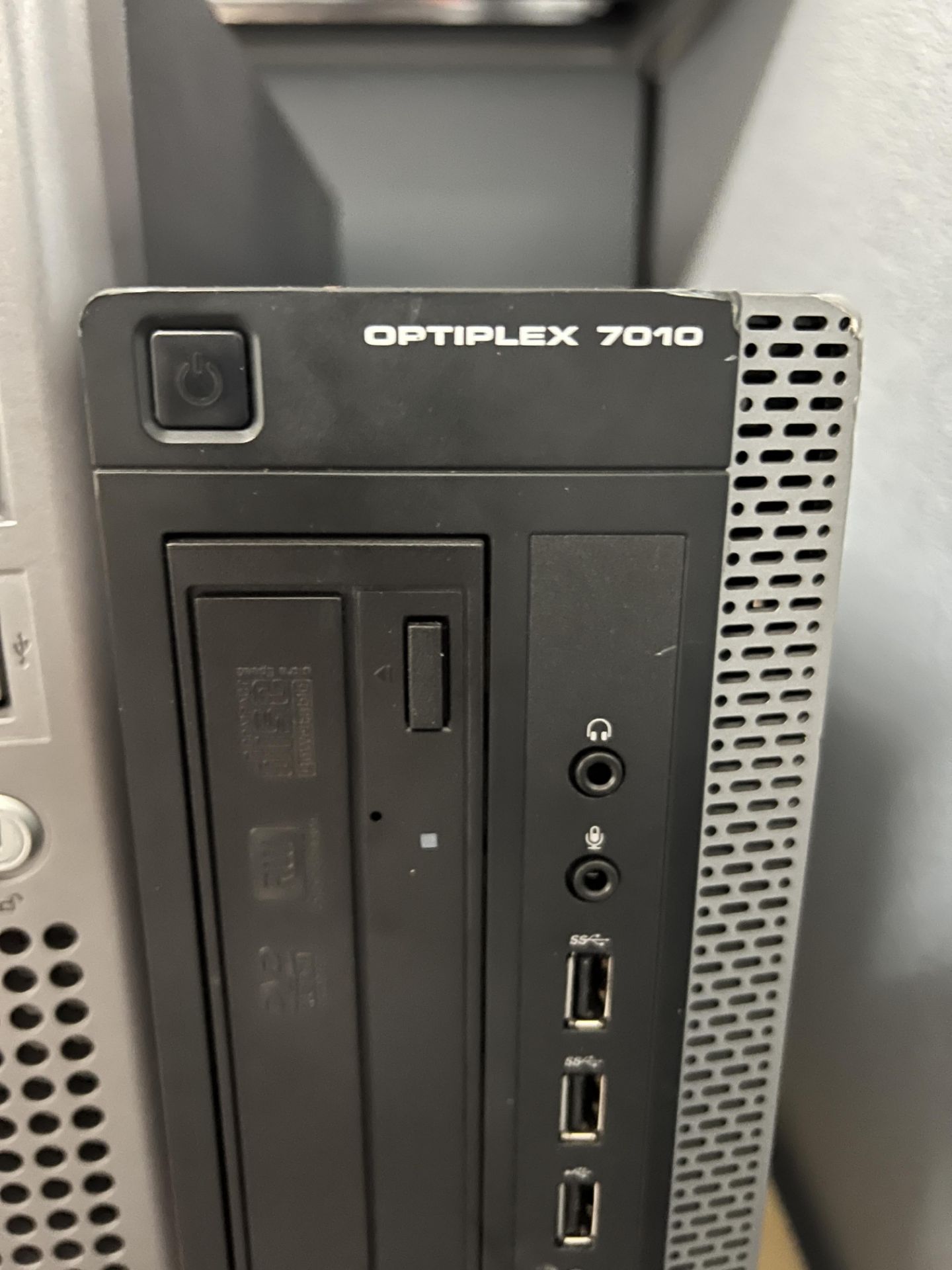 DELL POWEREDGE 830 TOWER SERVER; DELL OPTIPLEX 7010 TOWER SERVER
