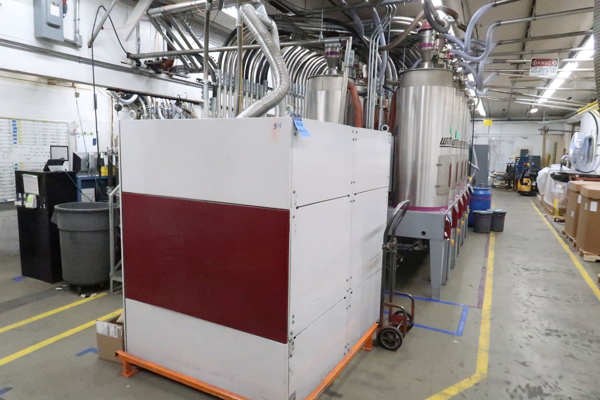 { Group of lots: 314, 319A } WITTMANN MODEL DRYMAX E1200 CENTRAL DRYING ...