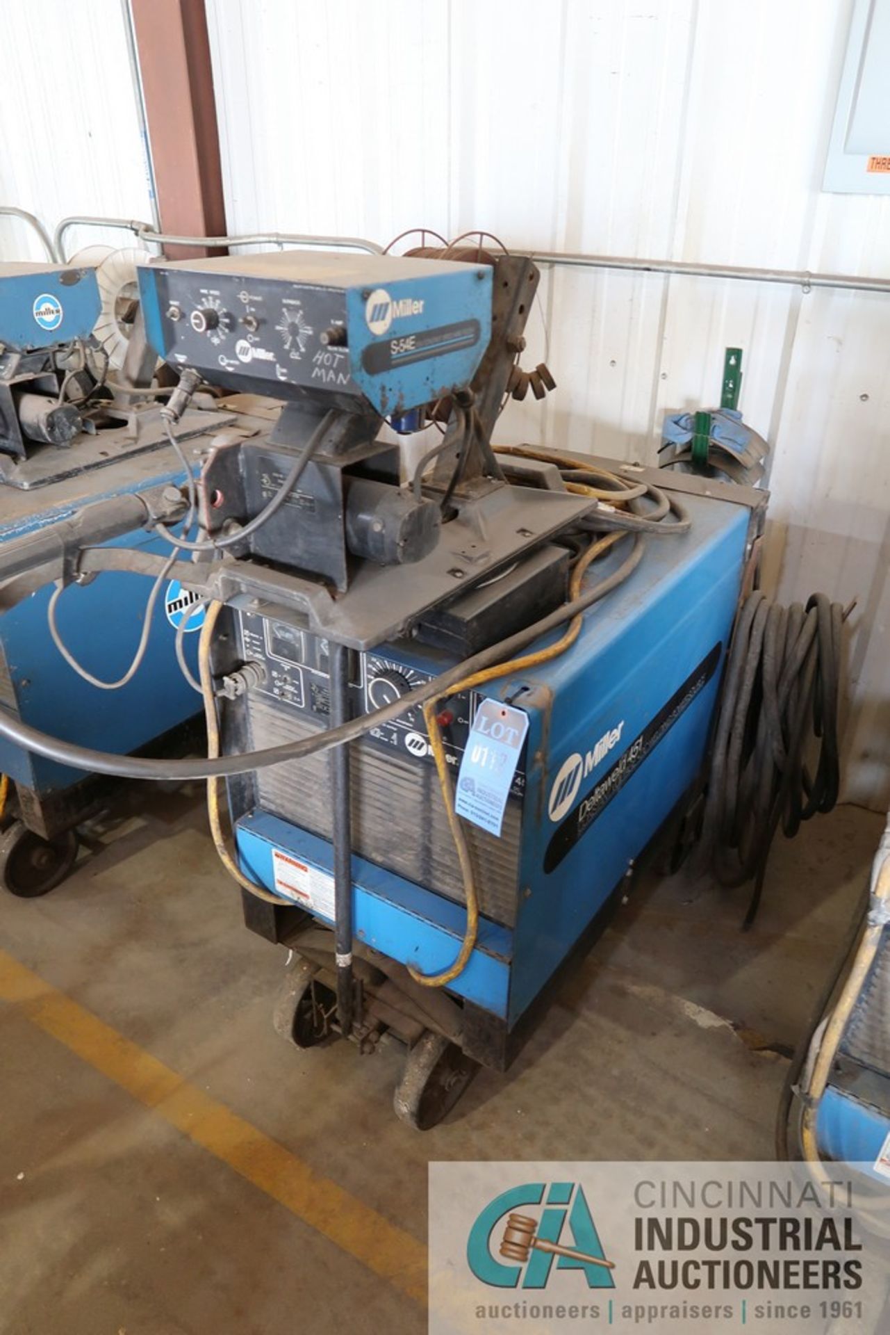 { Choice of lots: 111, 112 } 450 AMP MILLER MODEL DELTAWELD 451 ...