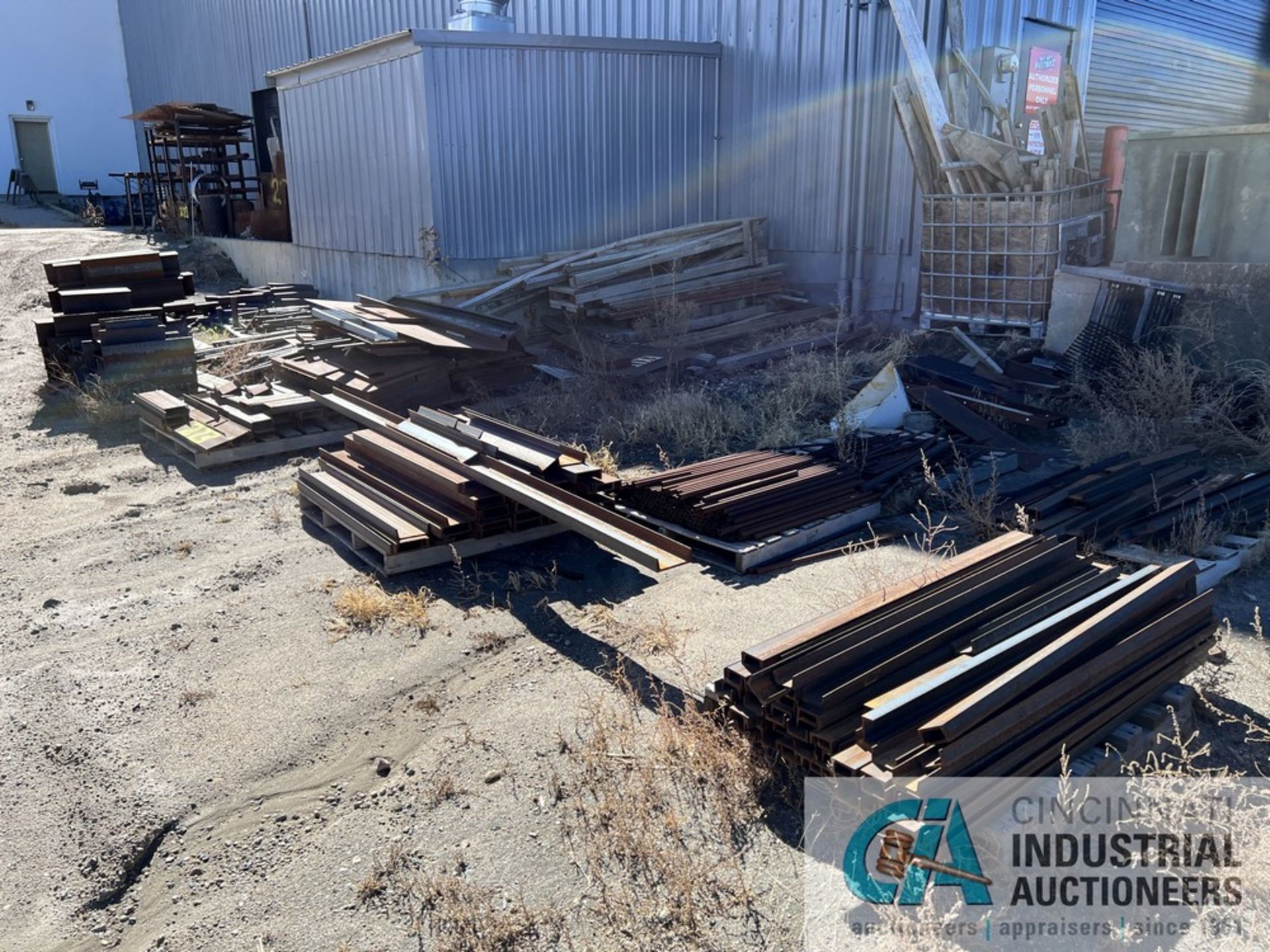 (LOT) MISCELLANEOUS STEEL GIRDERS, PIPE, GRATING, RACK **For ...