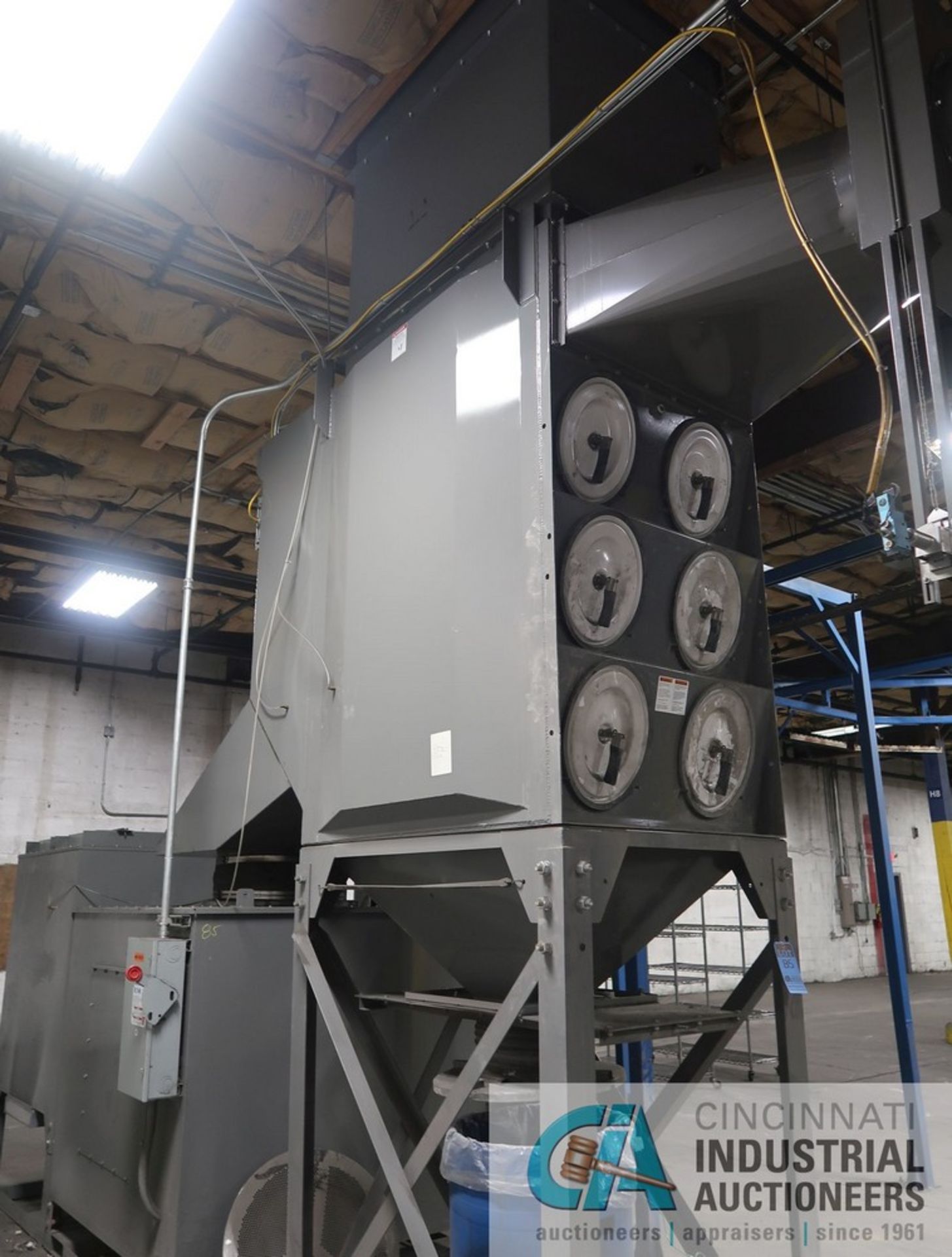 30 HP TORIT MODEL DF03-12(8K) SIX-CARTRIDGE DUST COLLECTOR; S/N 1000633 ...