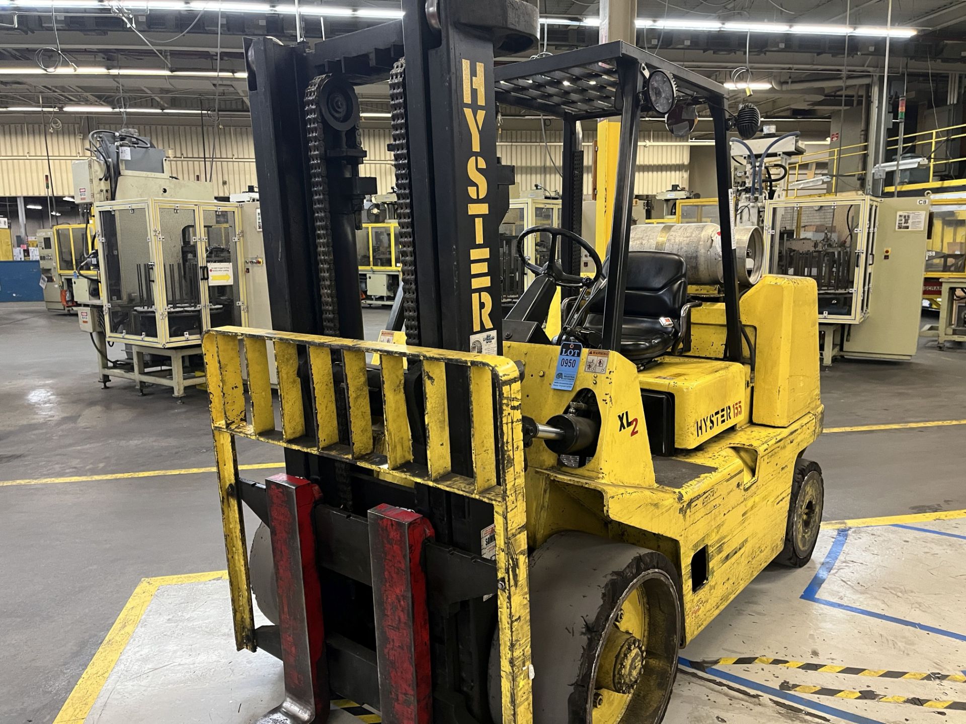 15,000 LB. HYSTER MODEL S155XL PROPANE FORKLIFT; S/N BUZ4D04393T, LOAD ...