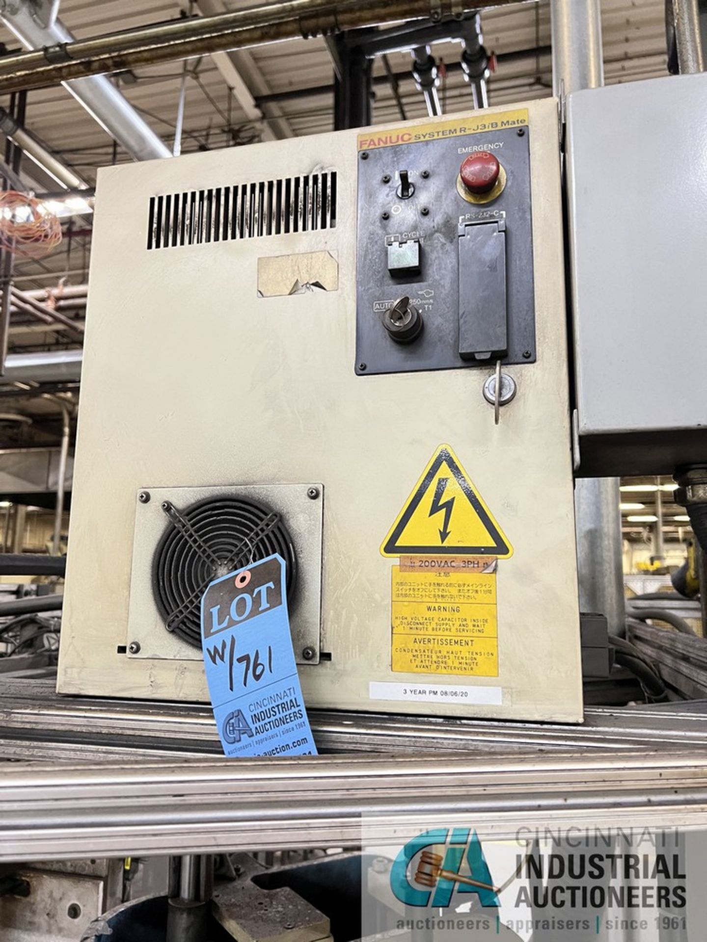 FANUC MODEL LR MATE 200iB ROBOT; S/N R02113827 WITH FANUC SYSTEMS R ...