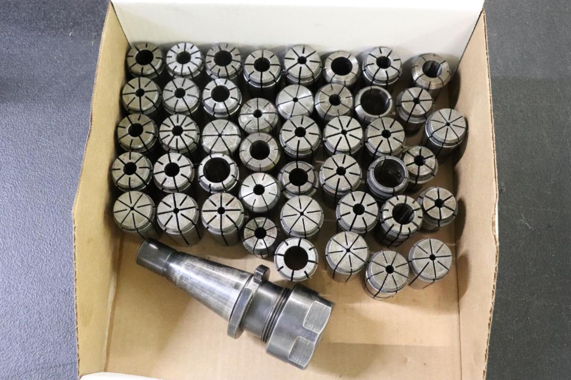 Collet holder w/ collets QC40