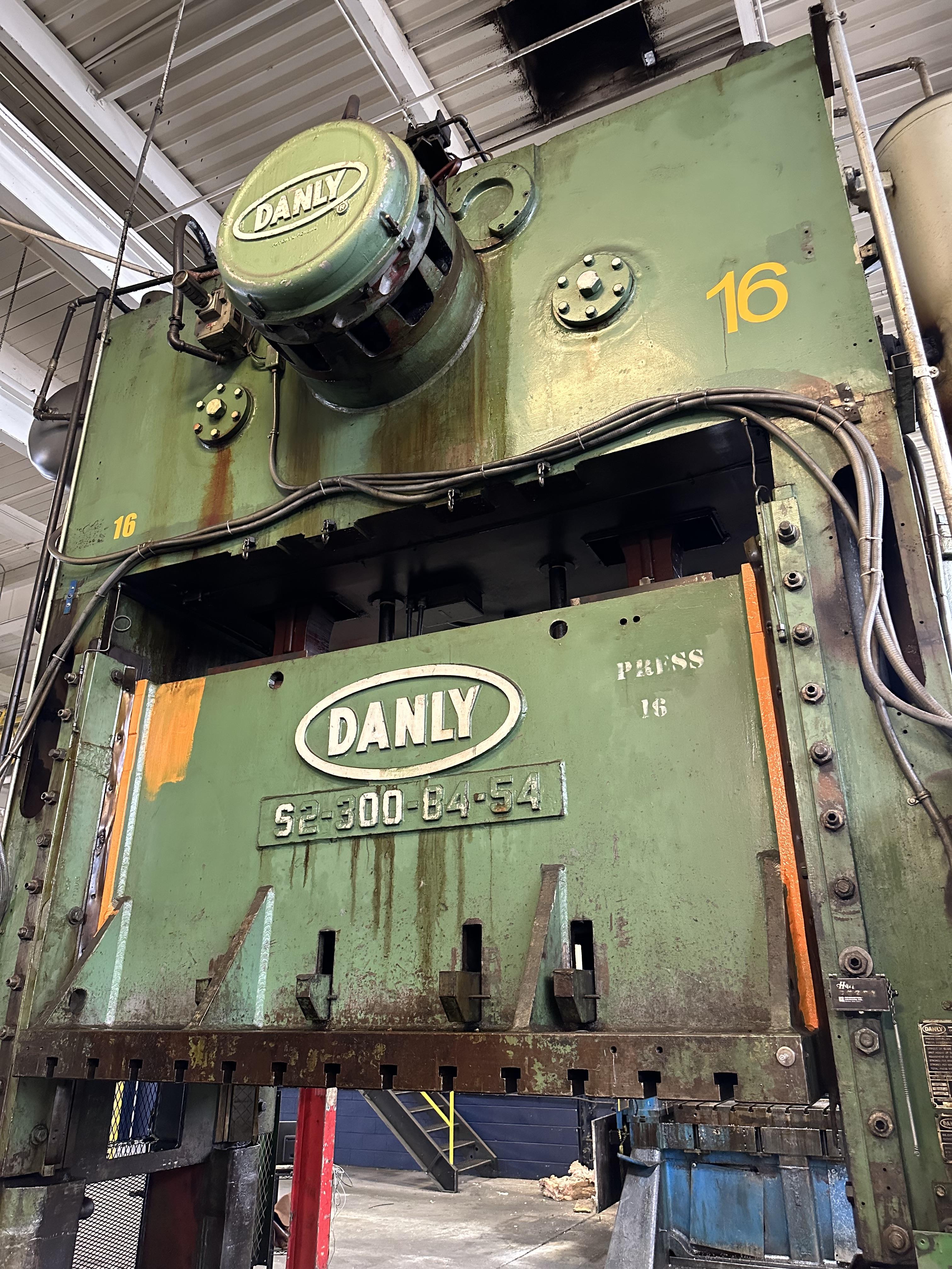 300 TON DANLY S2-300-84-54 STRAIGHT SIDE PUNCH PRESS SERIAL ...