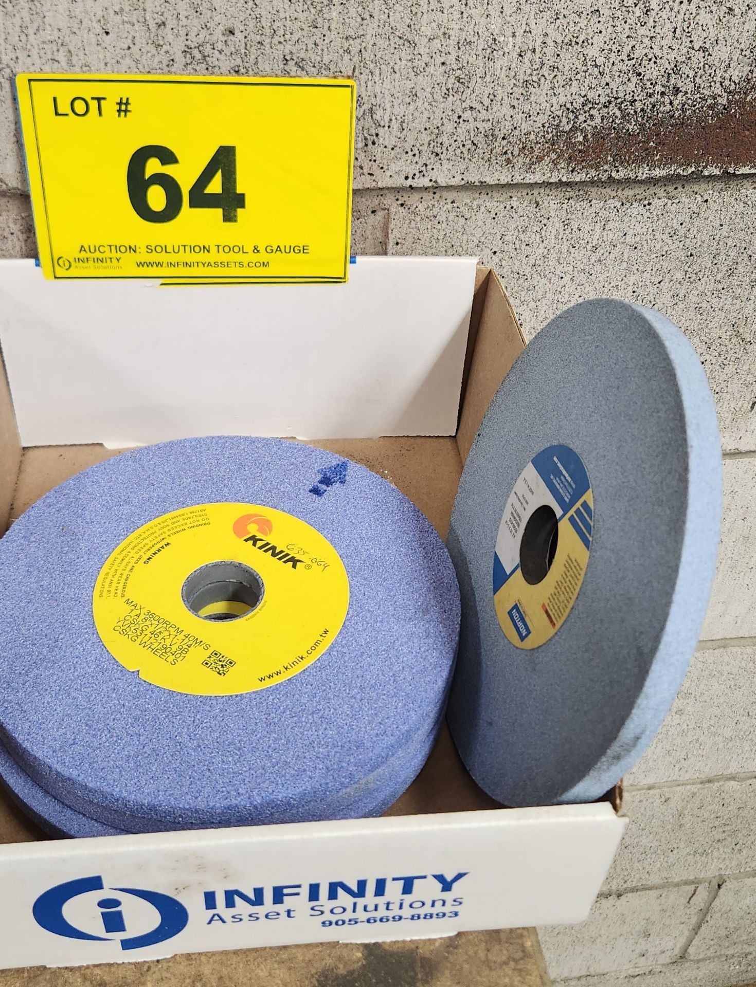 LOT- ASSORTED SURFACE GRINDING WHEELS