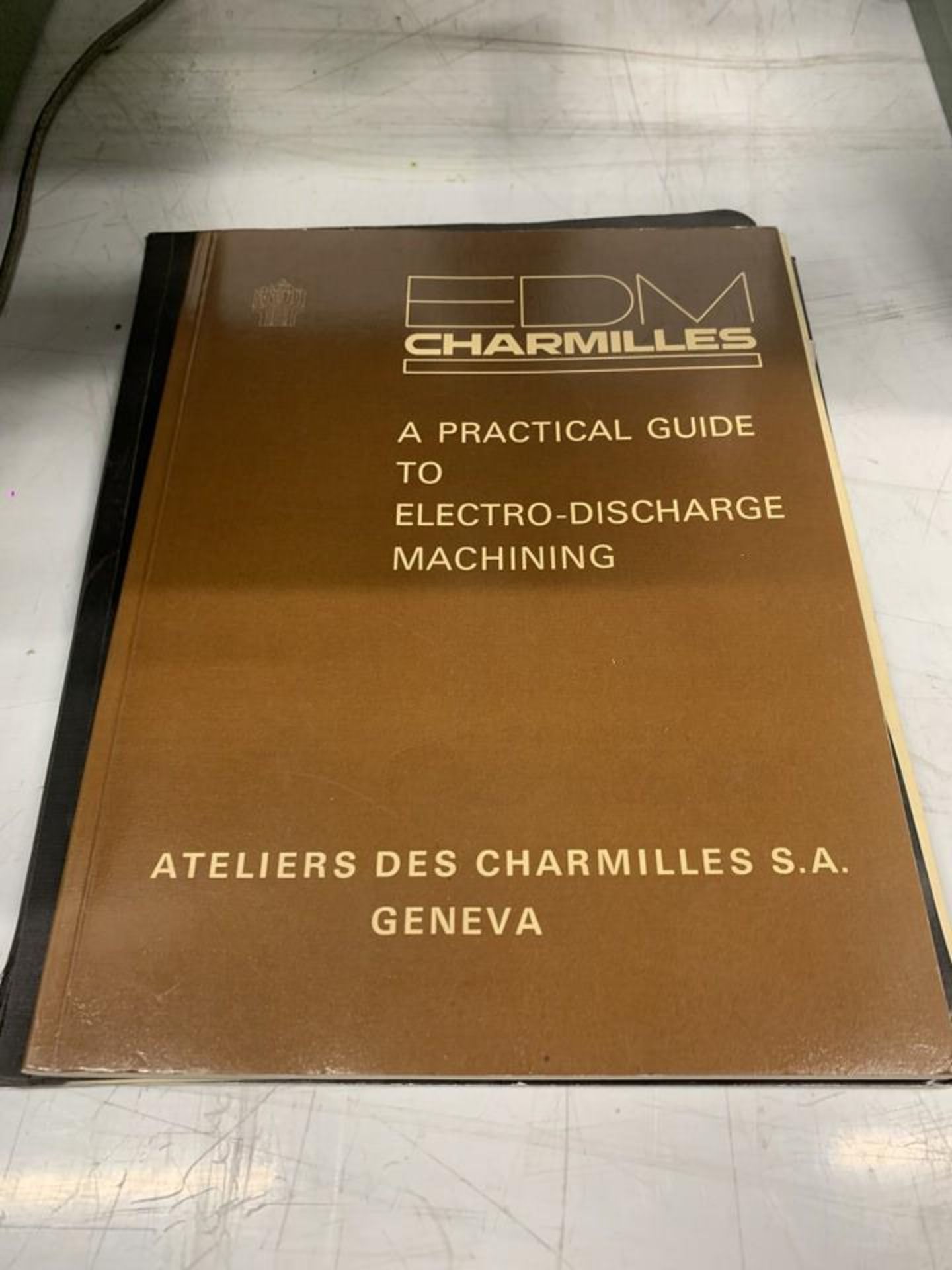 CHARMILLES D10 EDM MACHINE, 9" X 14" TABLE, 4" X 7" MAGNETIC CHUCK ...