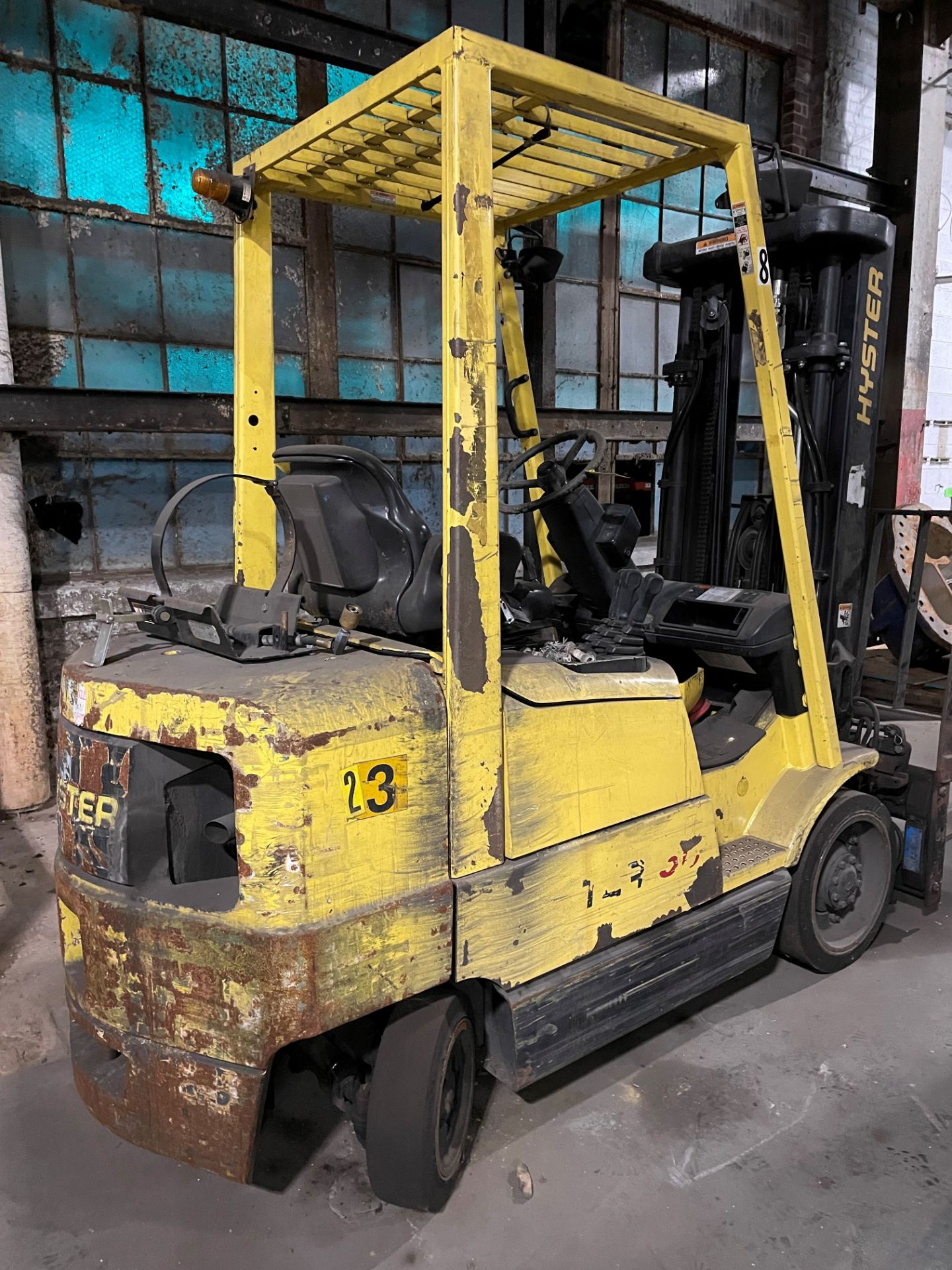Hyster S50XM LPG Forklift s/n D187V26015Z, 189" Lift, Side Shift, Not ...