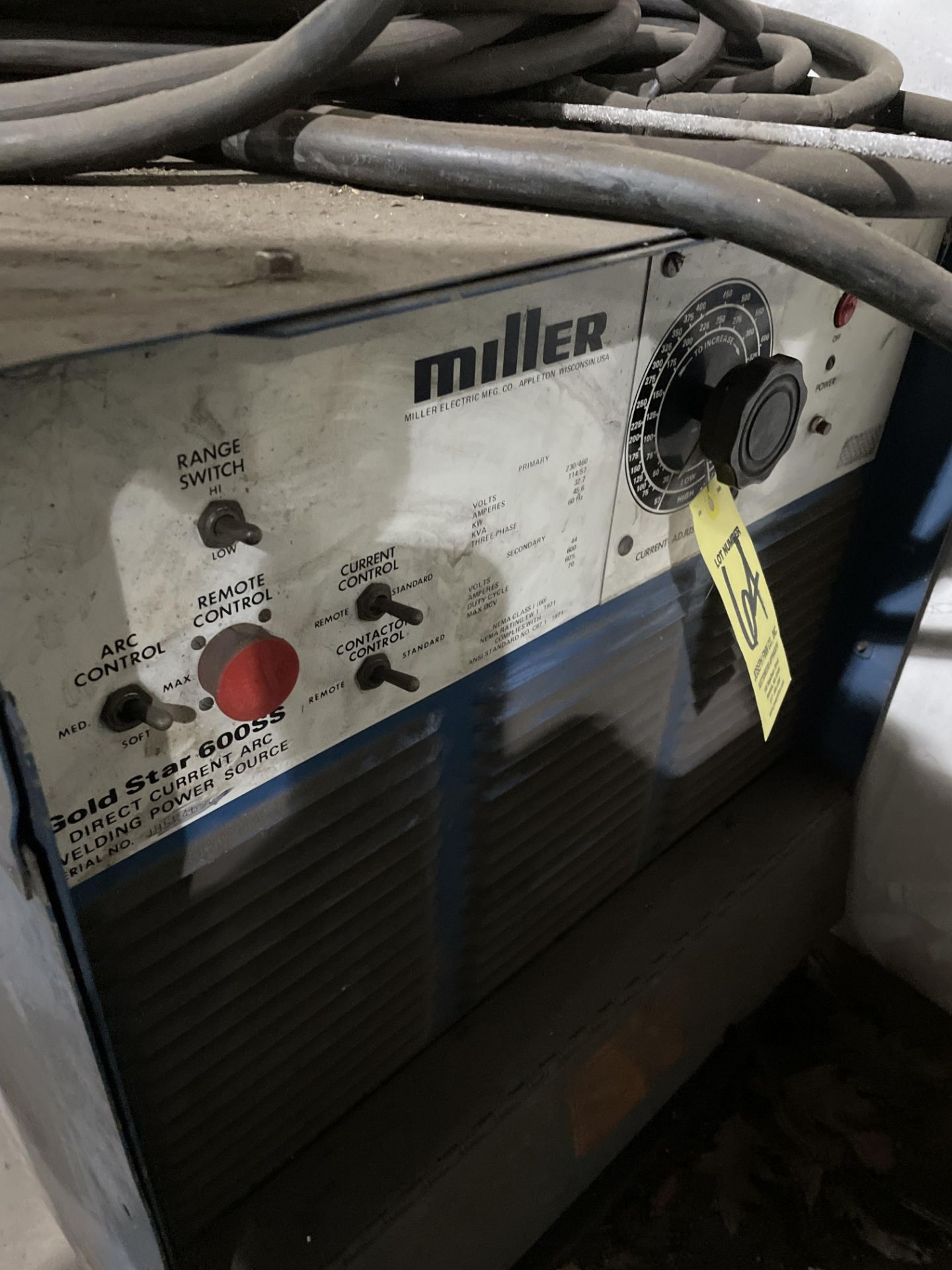 (1) Miller Gold Star 600 SS Welder