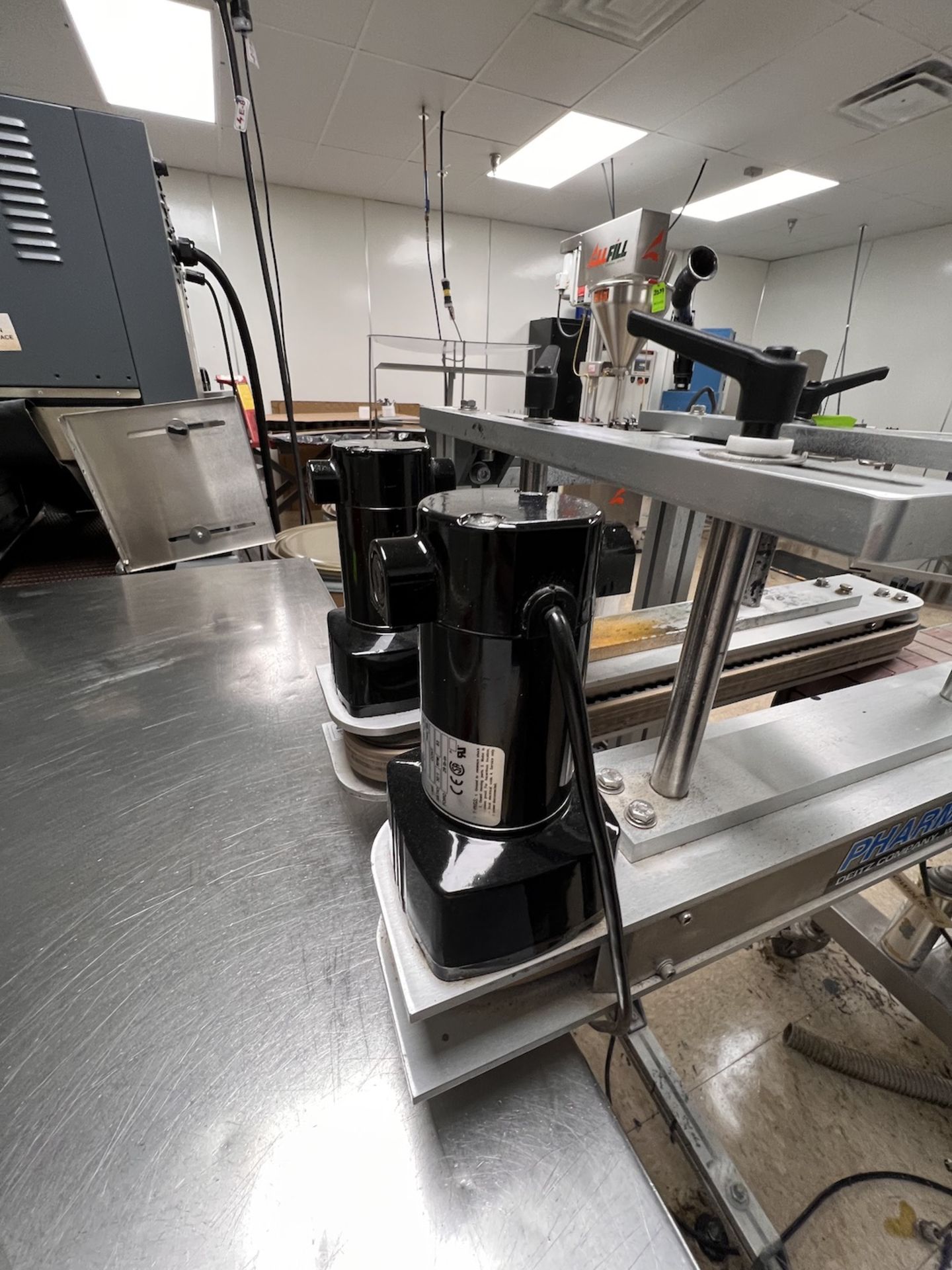 PHARMAFILL BOTTOMLESS CONVEYOR, MODEL BCV1, TYPE AD1198-3, VARIDRIVE DC ...
