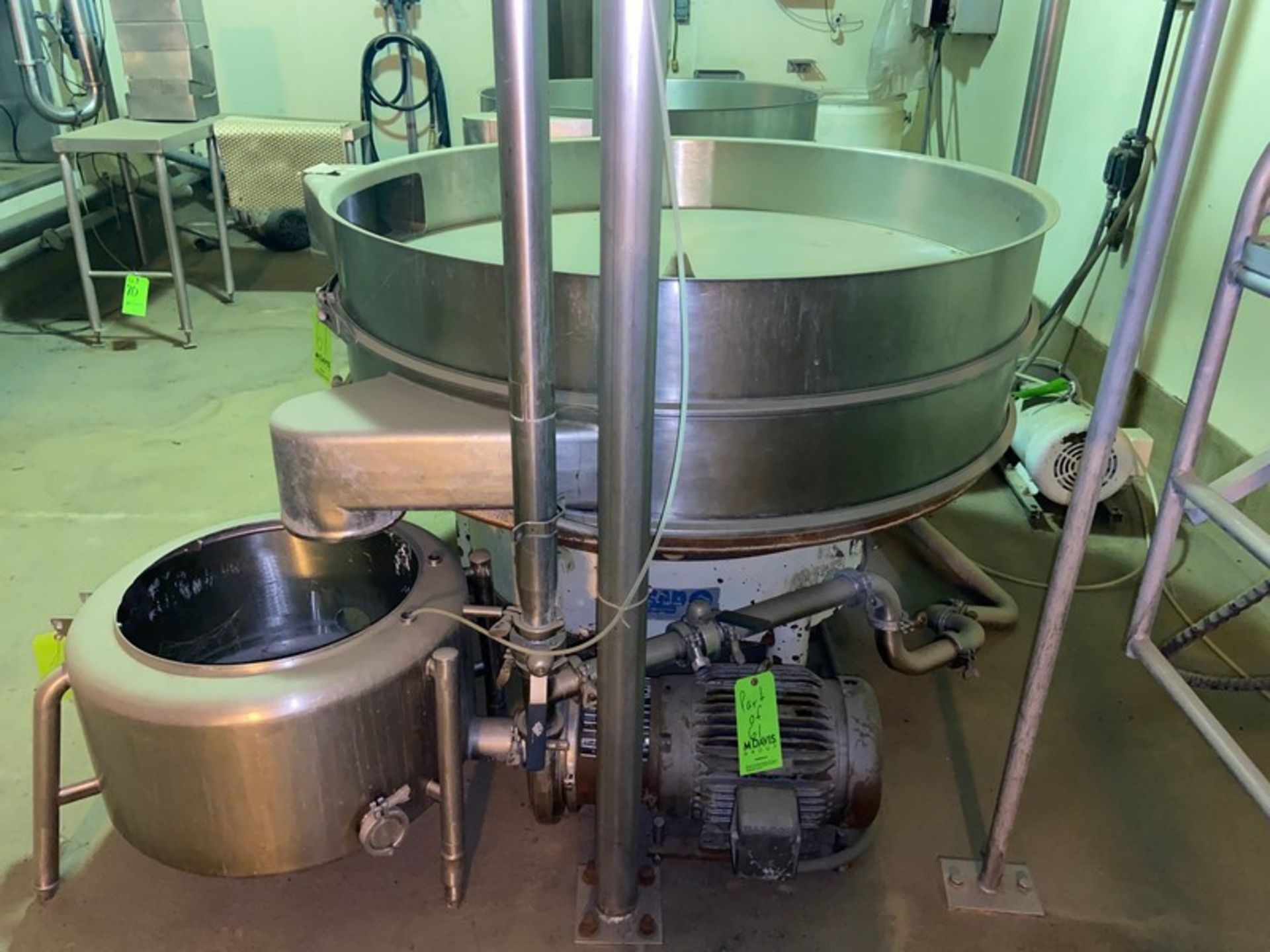 ASAP Dual Level Shaker Sifter, Aprox. 5 ft. Dia. Decks, Mounted on S/S ...
