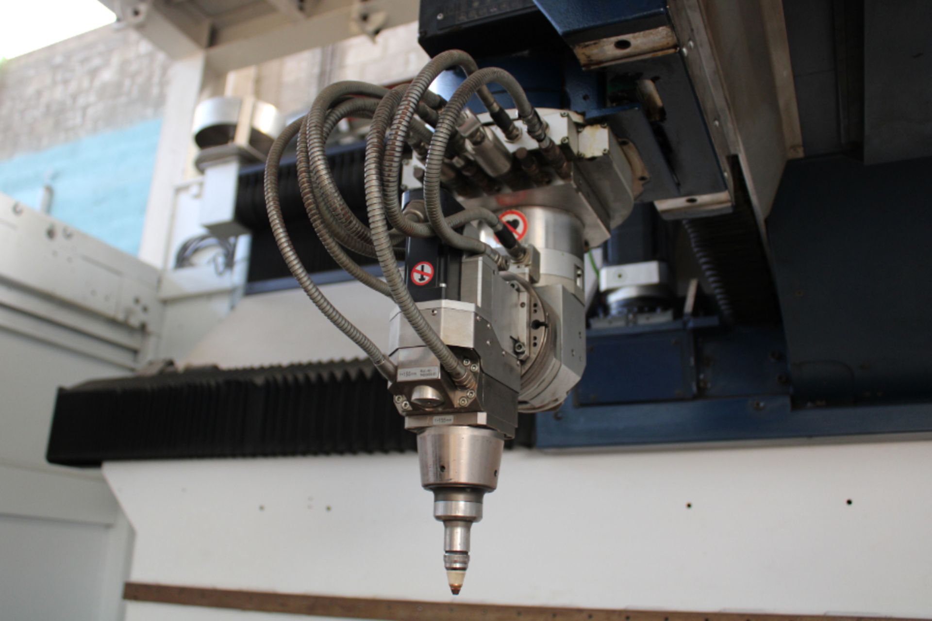 Trumpf Trulaser Cell 7040 3D Laser Cutter, 4000 W, 85 KVA, X Travel ...