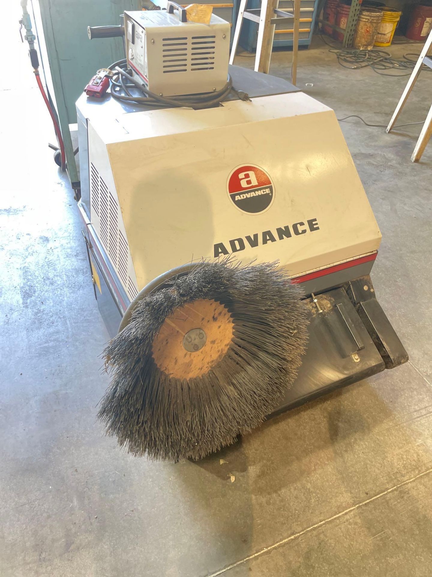 Electric Floor Sweeper Retriever 360 w/ APA Charger