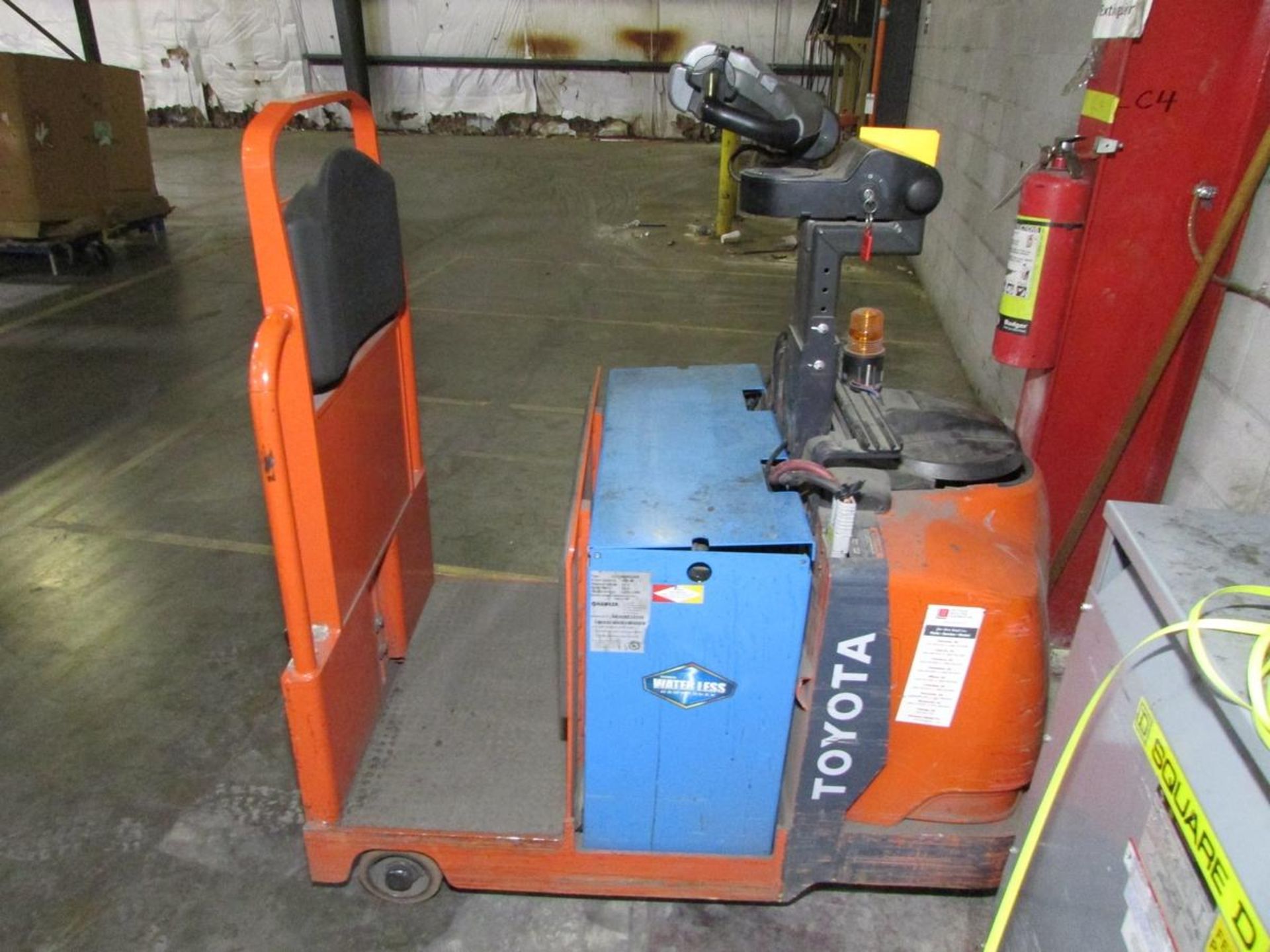 { Choice of lots: 315, 316, 317, 318 } Toyota 8TB50 24V Electric Tugger ...