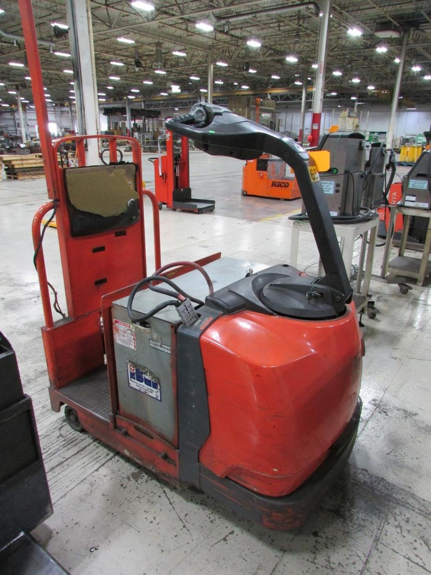 { Choice of lots: 313 } Toyota 8TB50 24V Electric Tugger Truck 710Lb ...